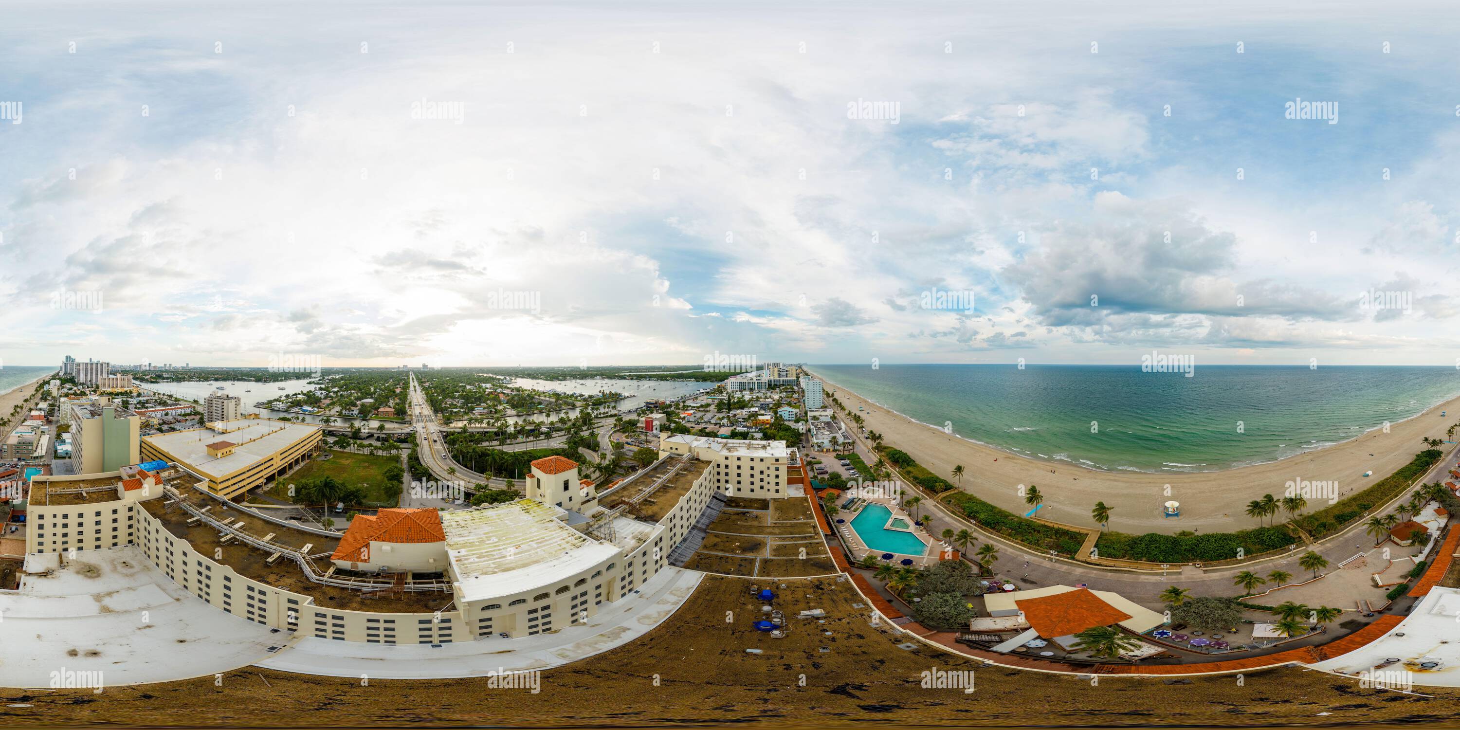 360° view of Hollywood, FL, USA - August 18, 2022: Aerial 360 panorama ...