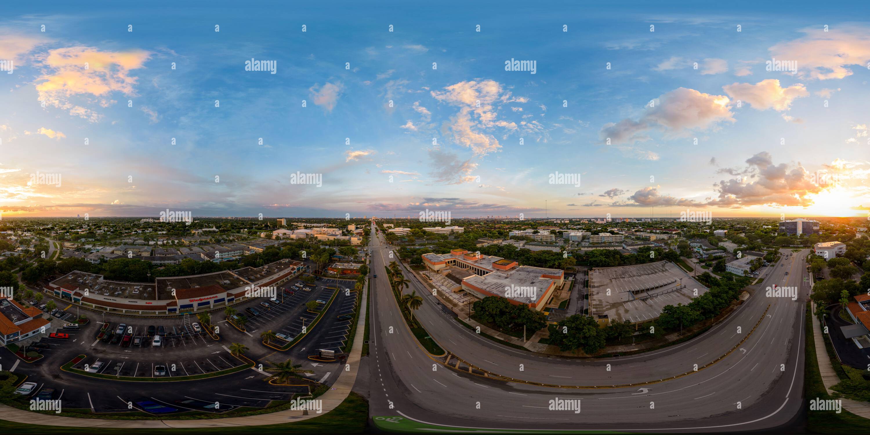 360° view of Hollywood, FL, USA - August 18, 2022: Aerial 360 photo ...