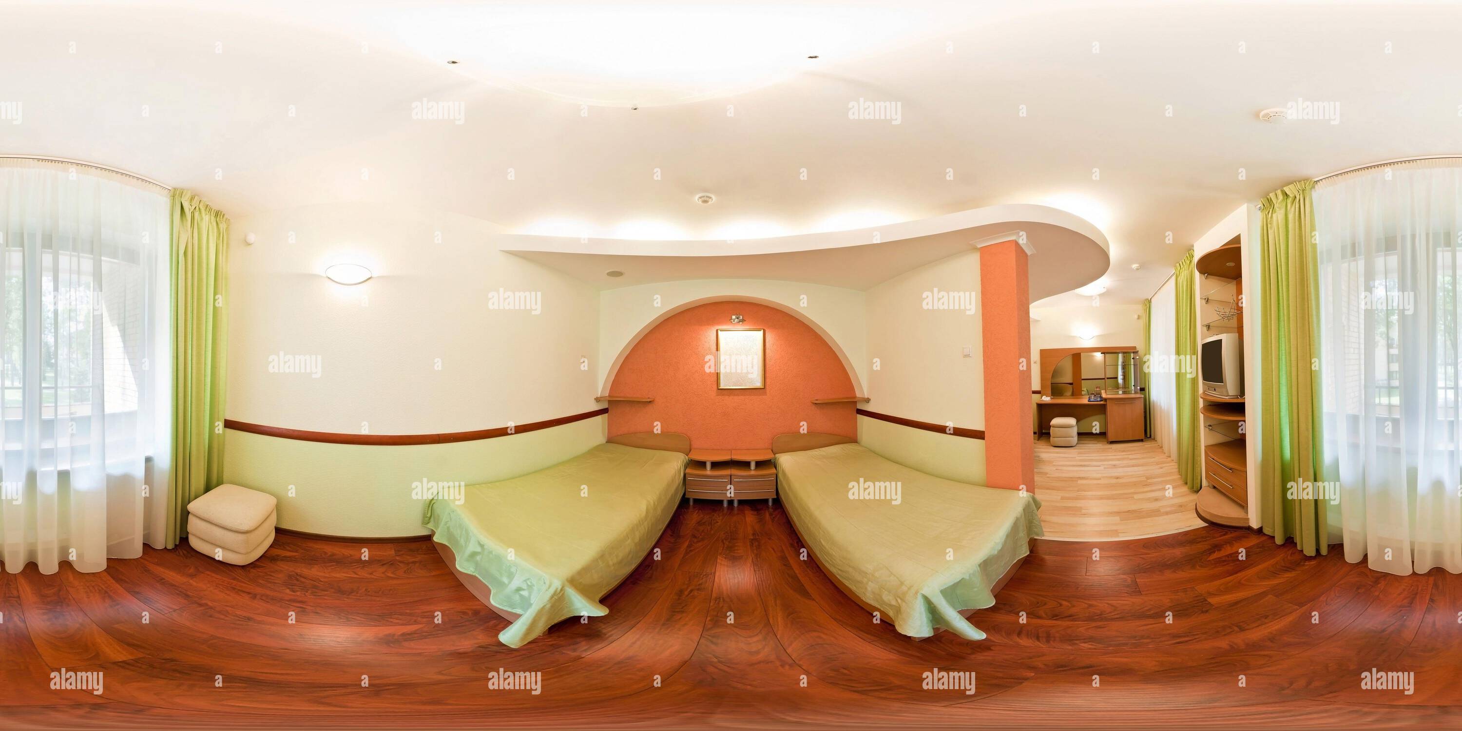 360 degrees panoramic flat interior hi-res stock photography and images ...