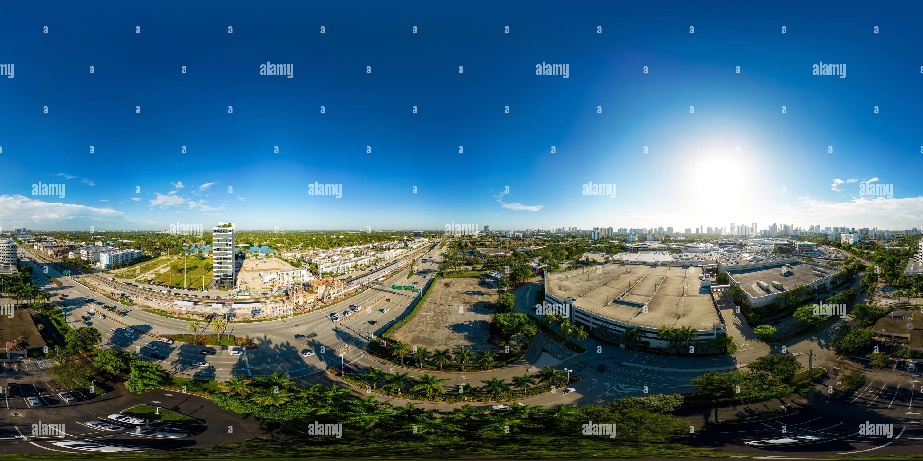 360 vr mall hi-res stock photography and images - Alamy