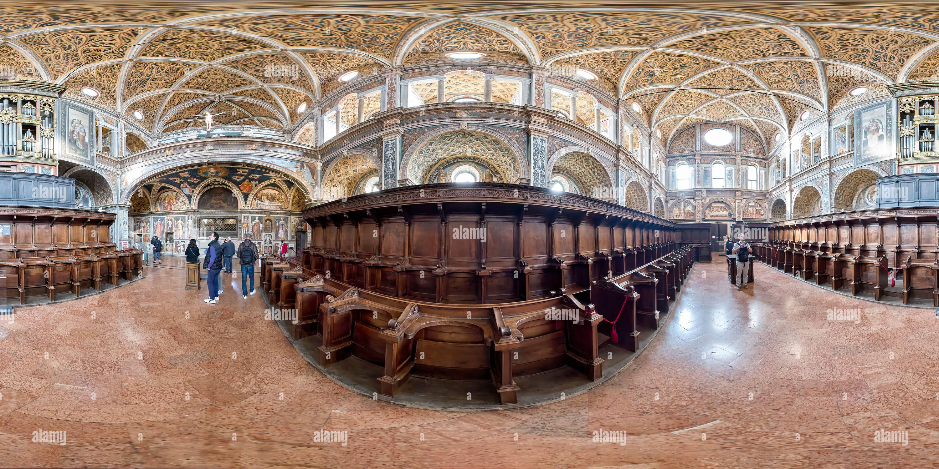 Molding female ceiling hi-res stock photography and images - Alamy