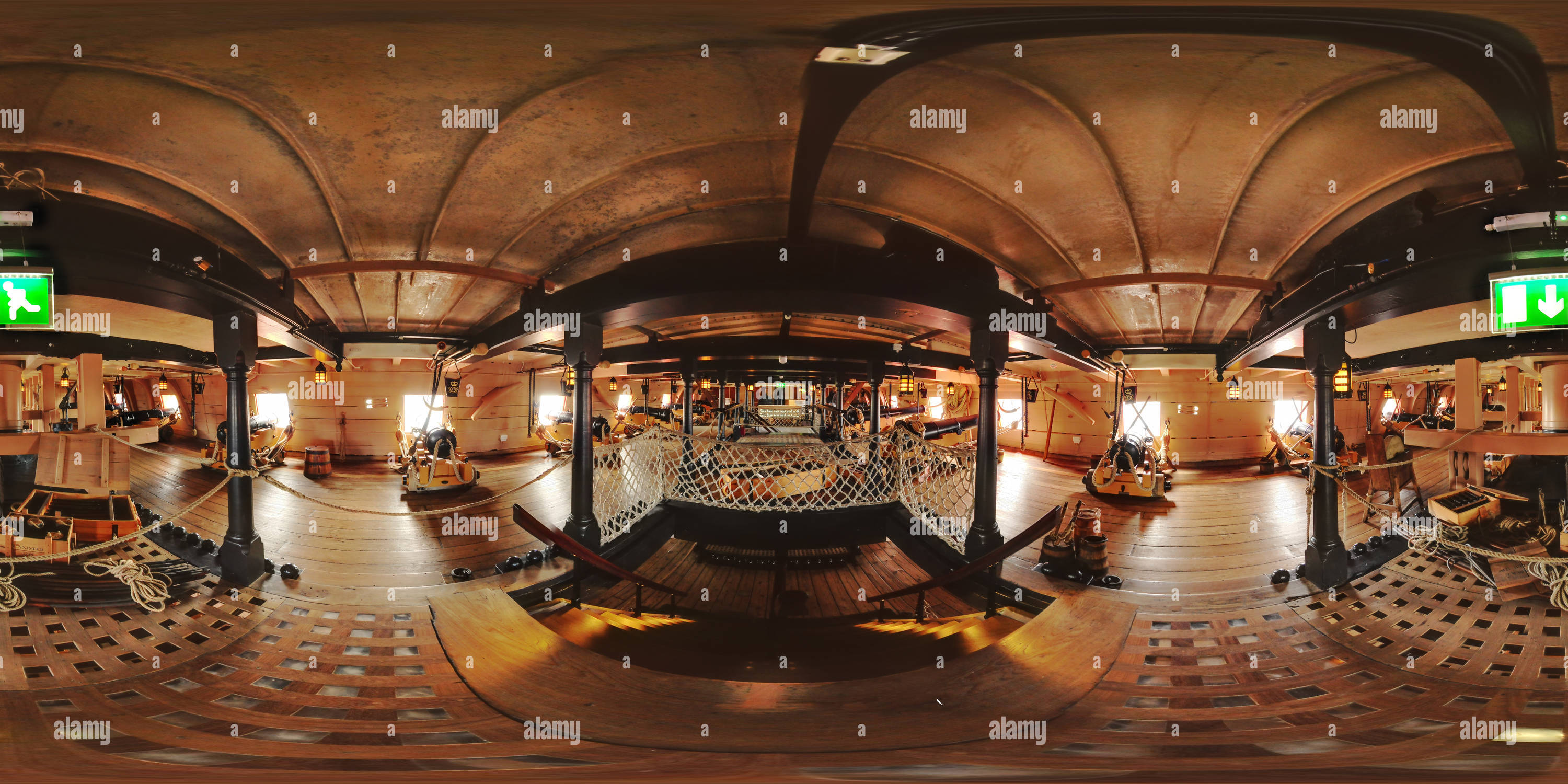 360° view of HMS Victory Gun Deck - Alamy