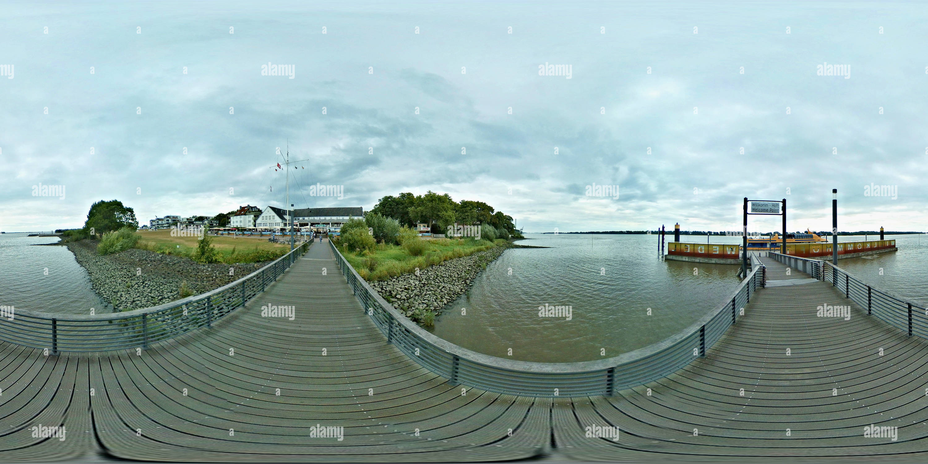360° view of Welcome Point for ships at Wedel - Alamy