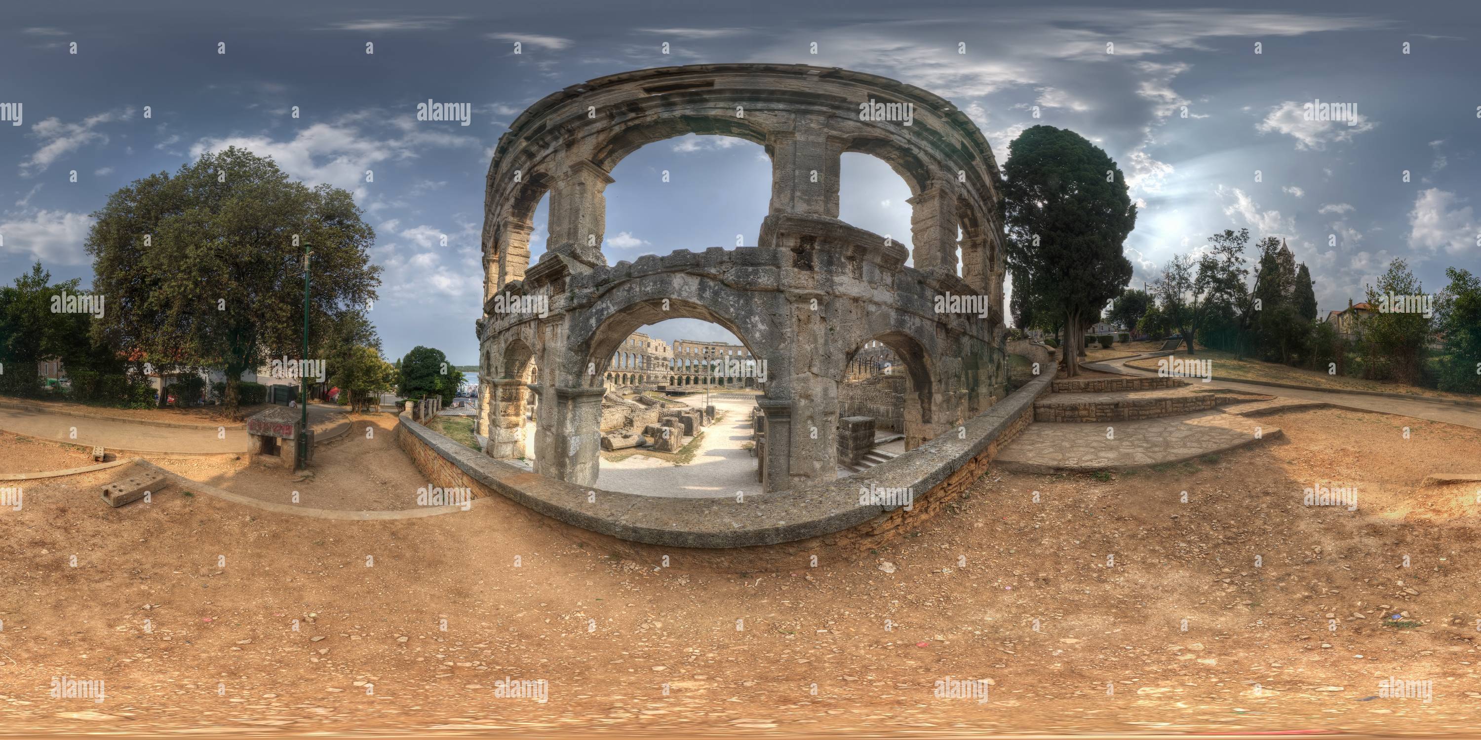 360° view of Amphitheatre in Pula - Alamy