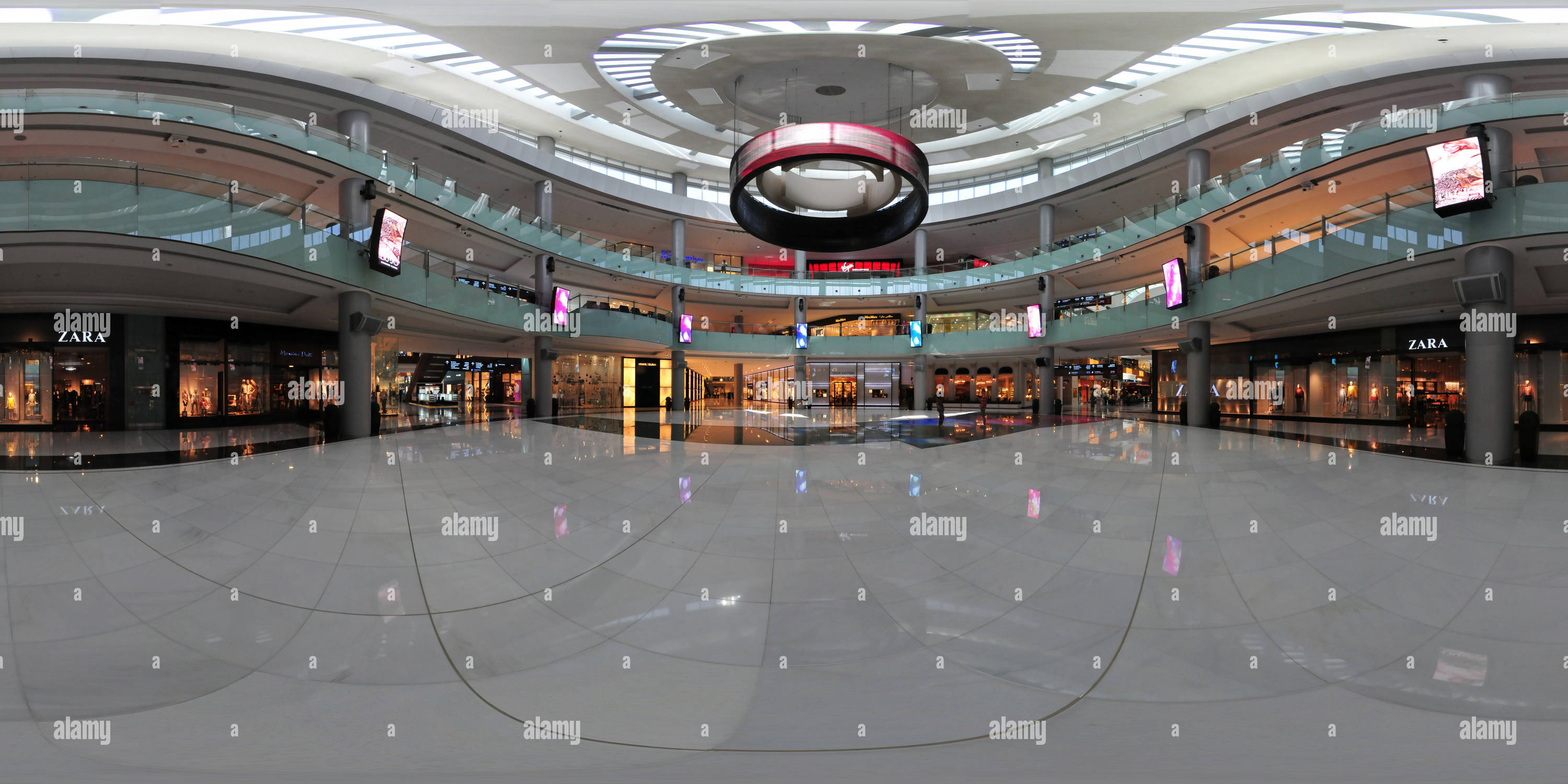 360° view of Dubai - The circle-display in the Dubai Mall - Alamy