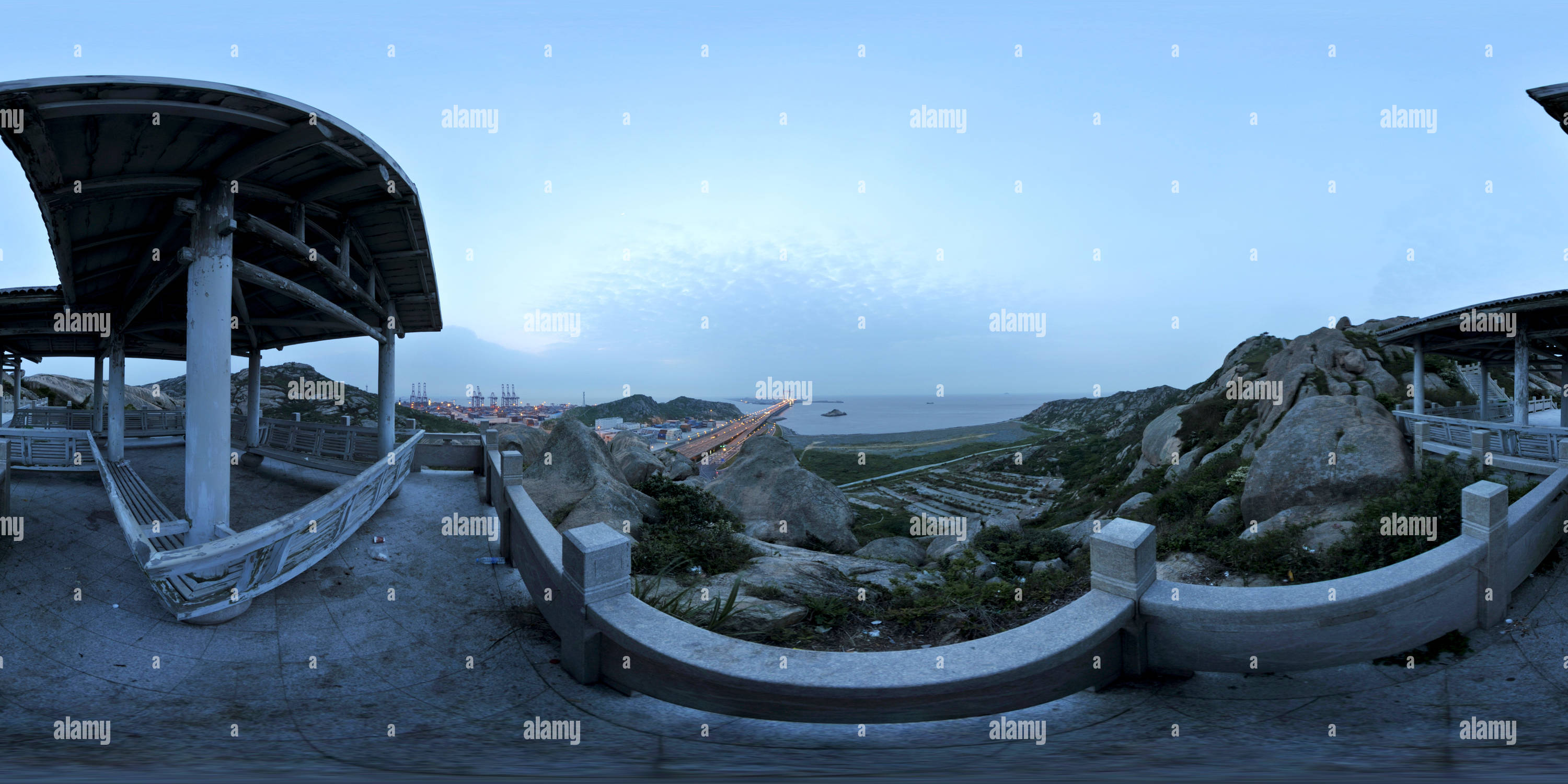 360° view of Yangshan scenery spot (157) 石龙景区 - Alamy