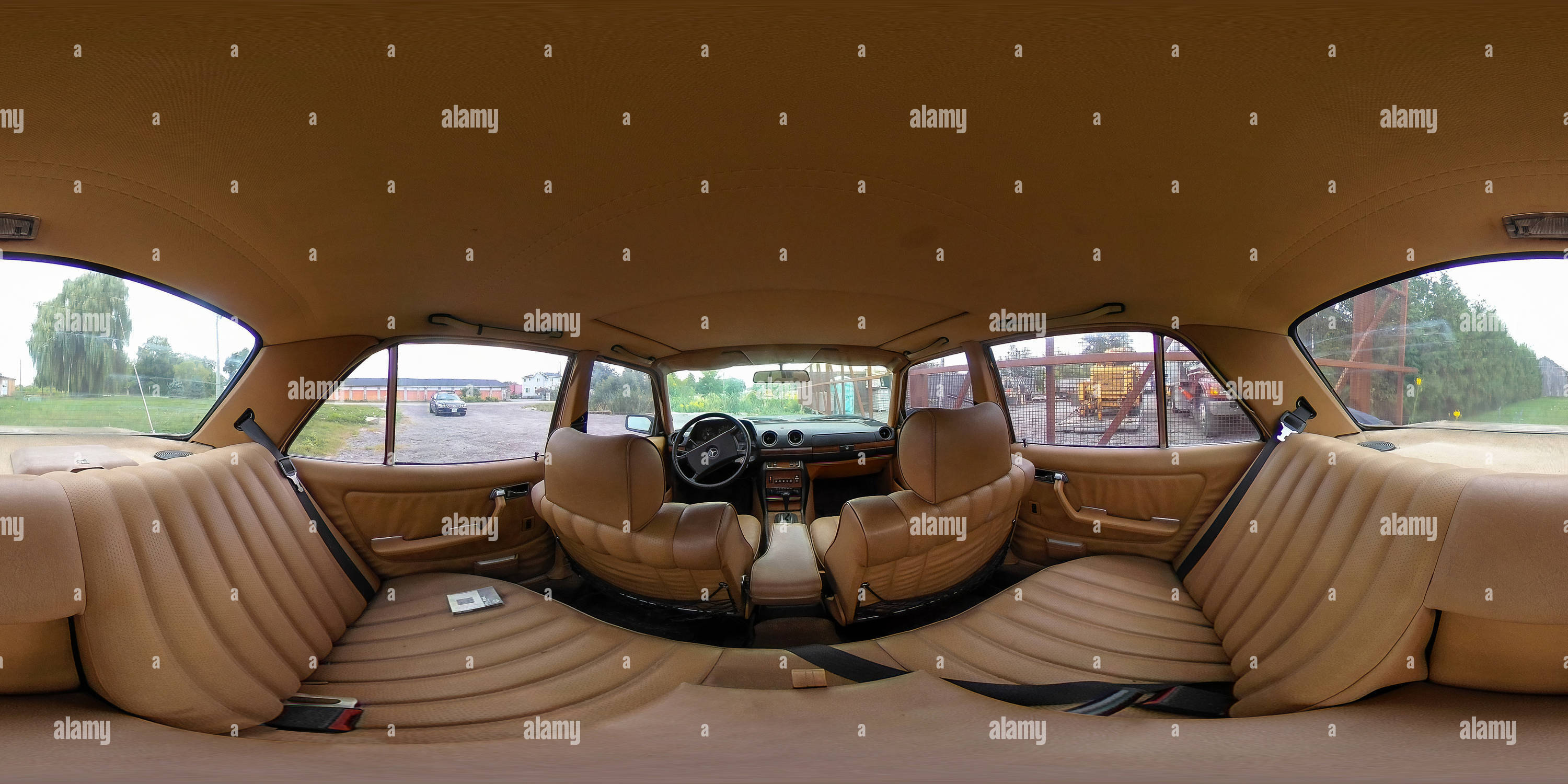 360° view of a Mercedes Benz W123 300 Turbo Diesel Interior (approx ...