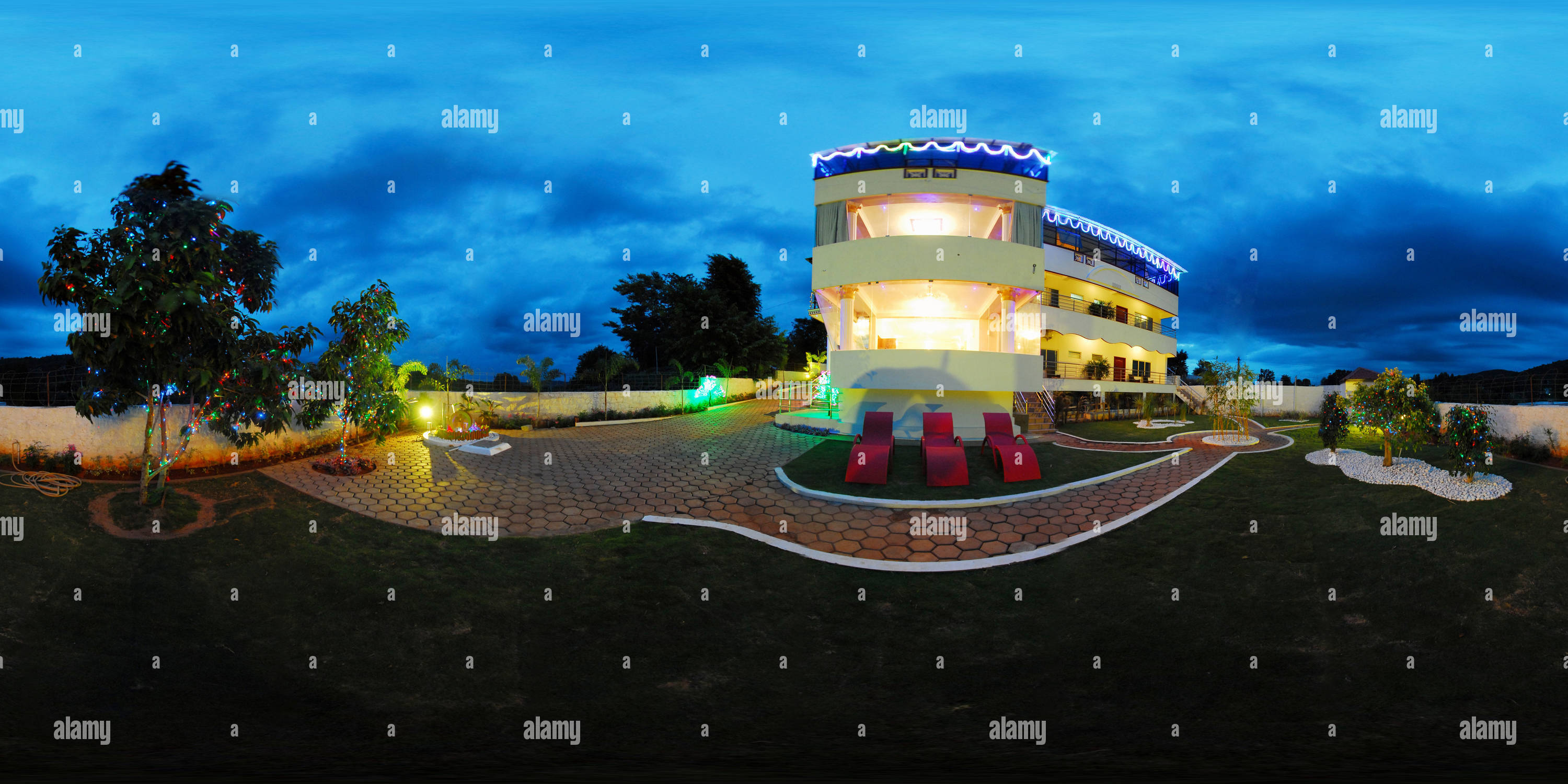 360° view of Bellevue Castle Yelagiri - Alamy
