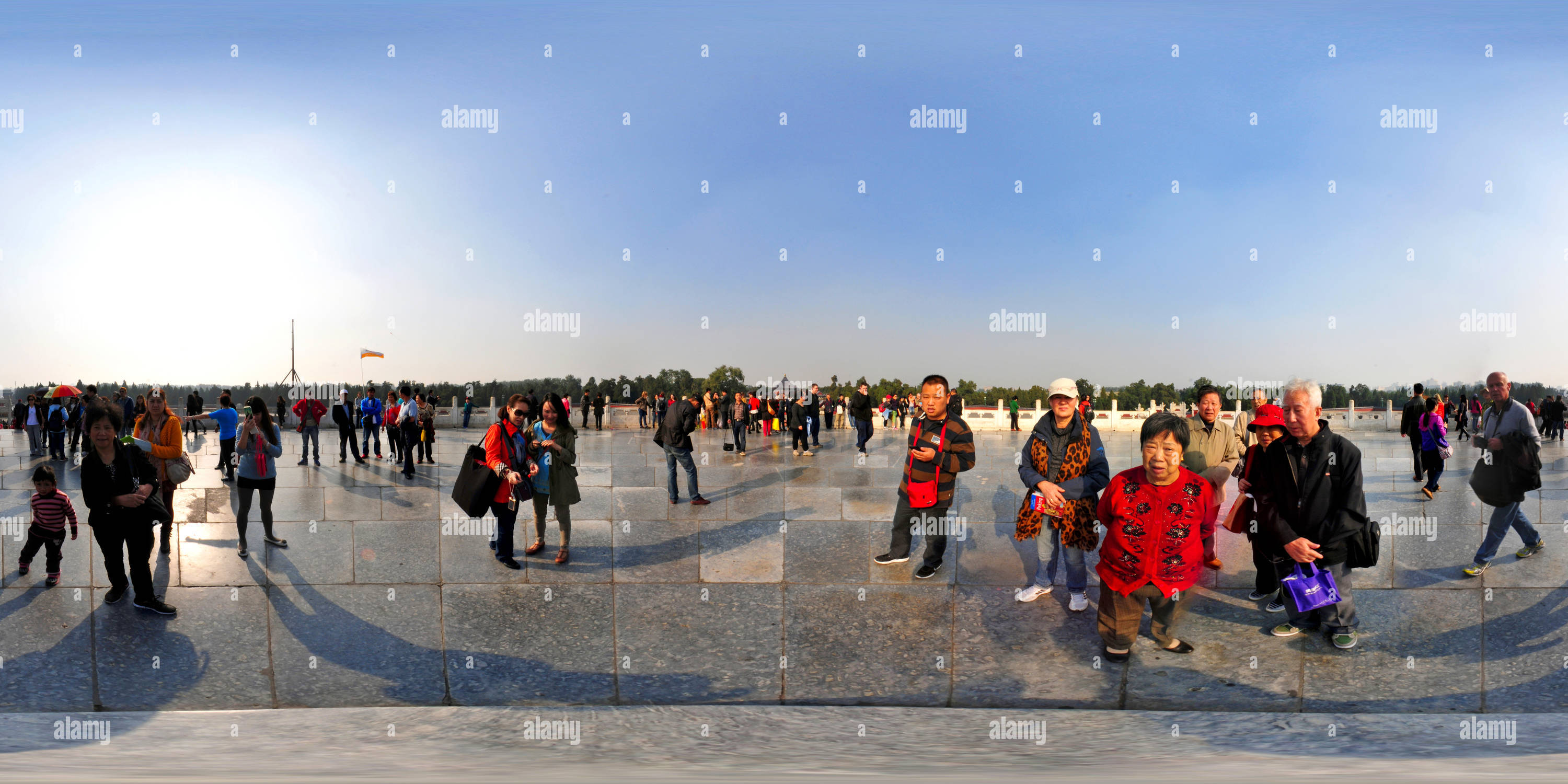 360° view of The Circular Mound Altar-Heavenly Centre Stone 天心石 (1351 ...