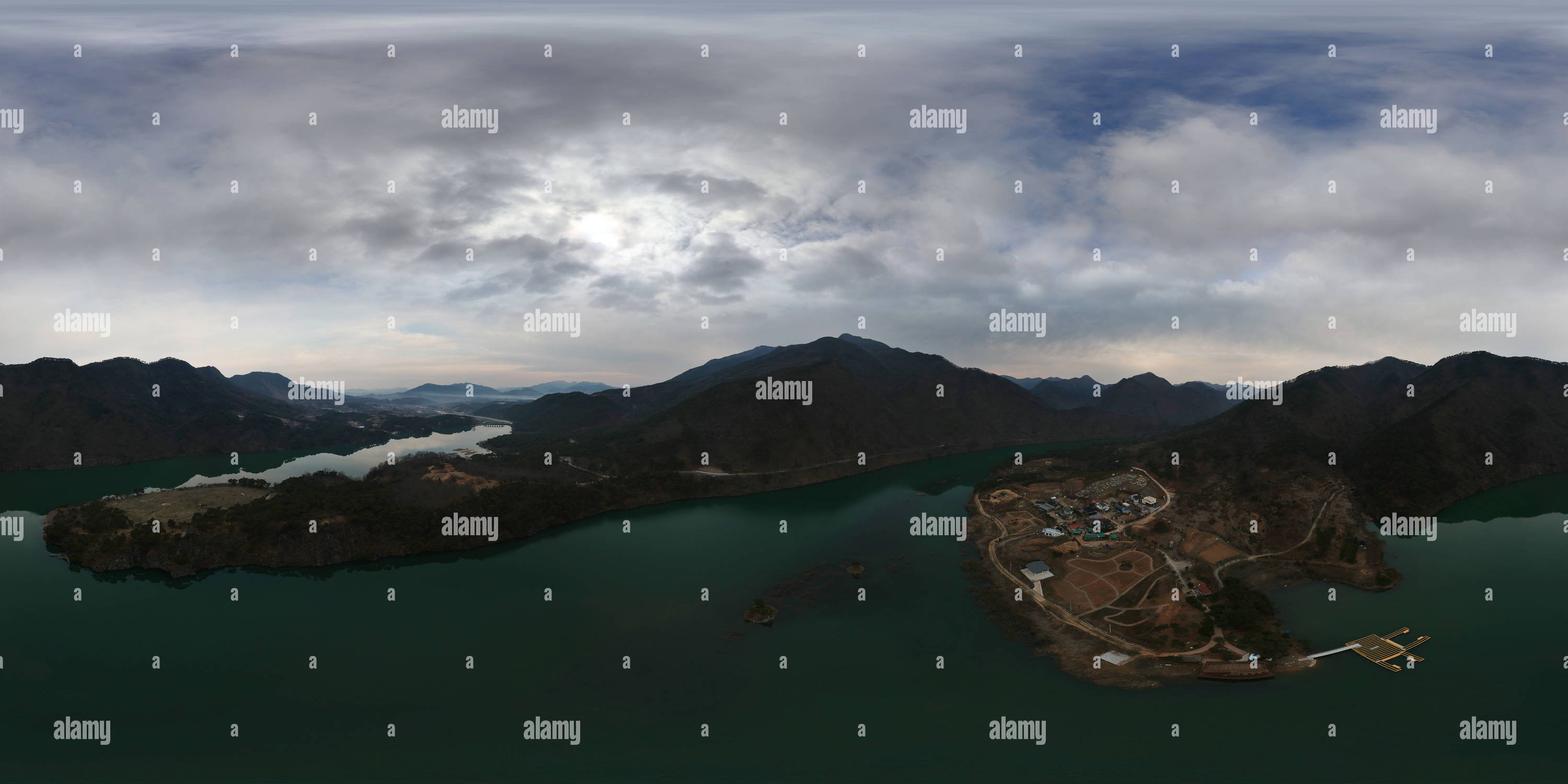 360° view of 200307 081205 1 - Alamy