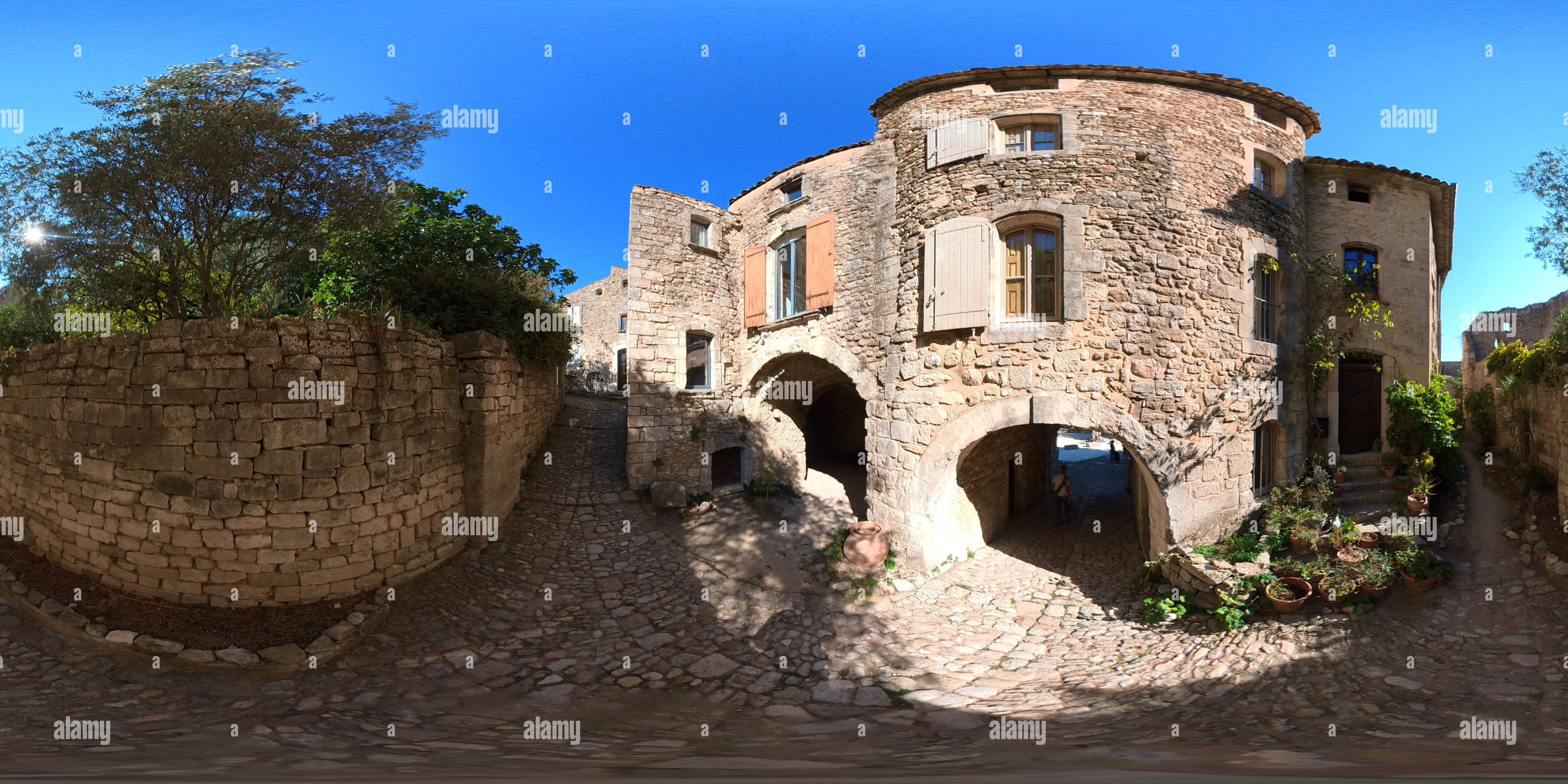 360° view of Oppède le Vieux - Alamy