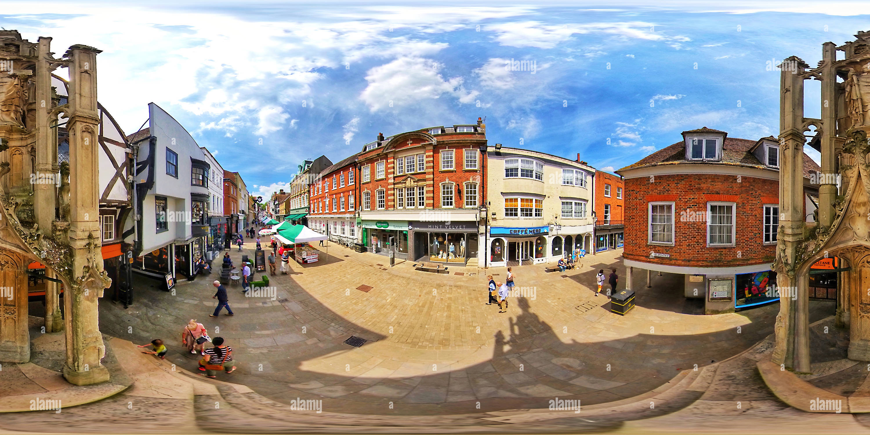 360° view of Buttercross High Street, Winchester city - Alamy