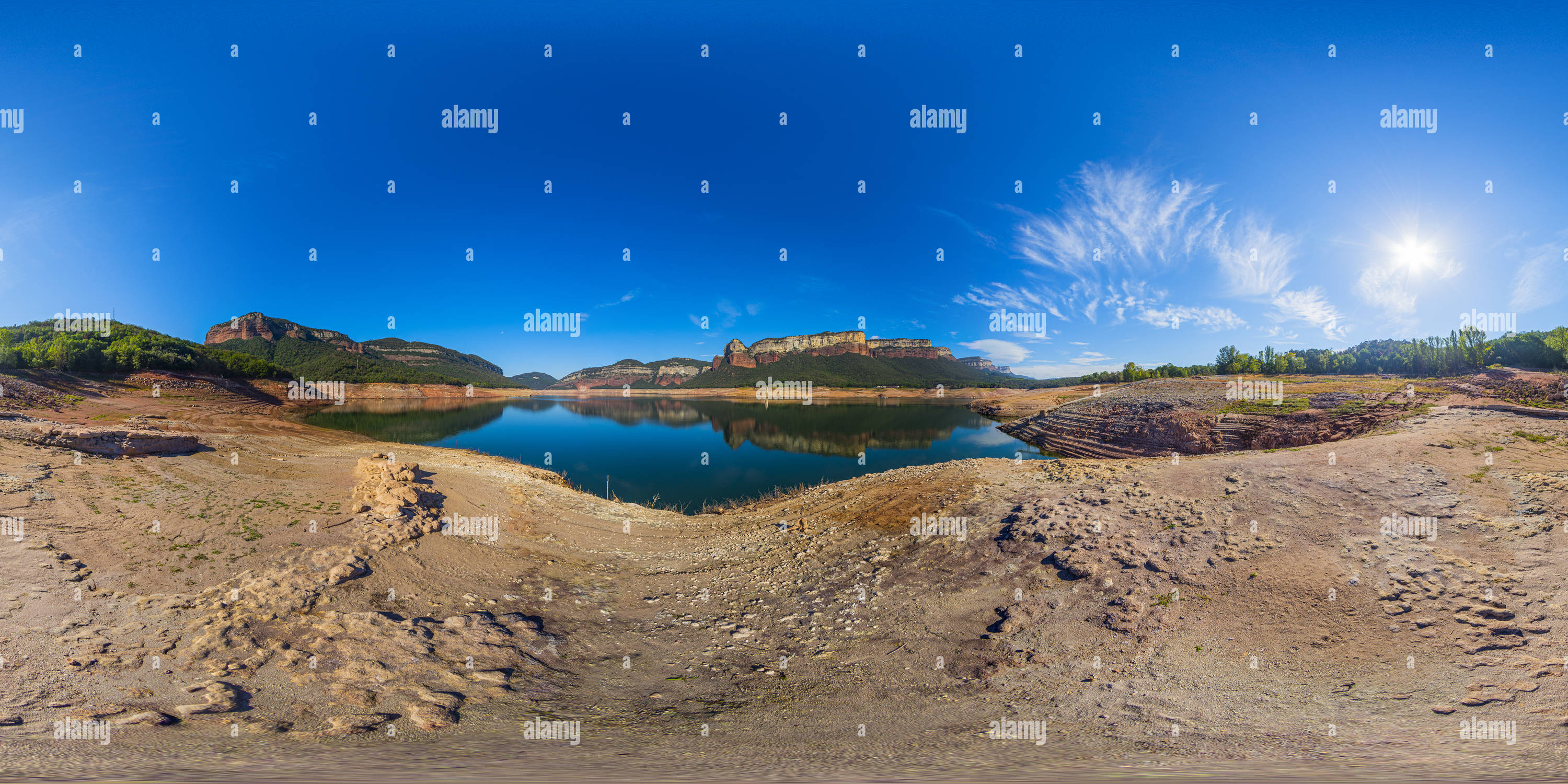 360° view of Sau Reservoir 1 - Vilanova de Sau - Catalonia - Alamy
