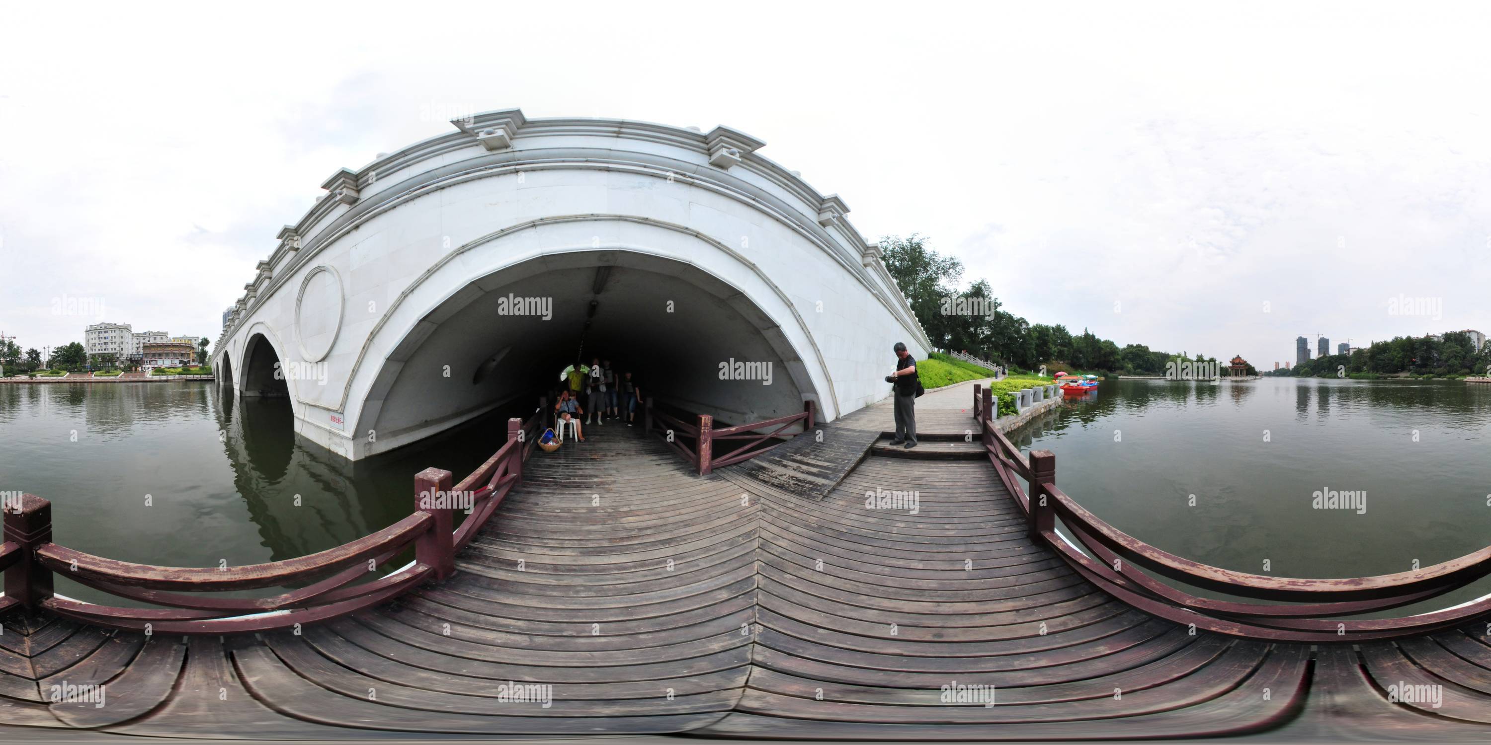 360° view of Chuzhou South Lake Park 南湖公园 (294 - Alamy