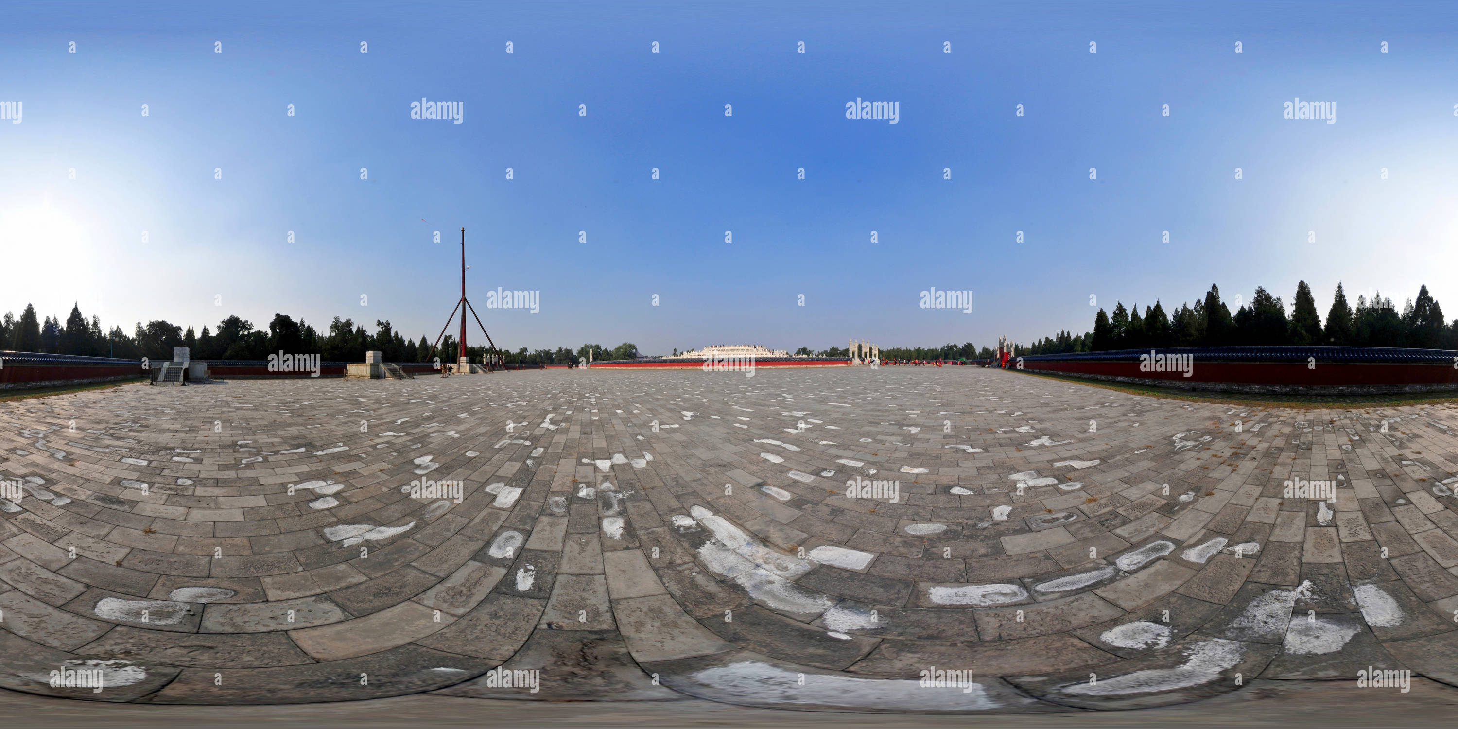 360° view of The Circular Mound Altar-lamp Post 望灯杆 (1363 - Alamy
