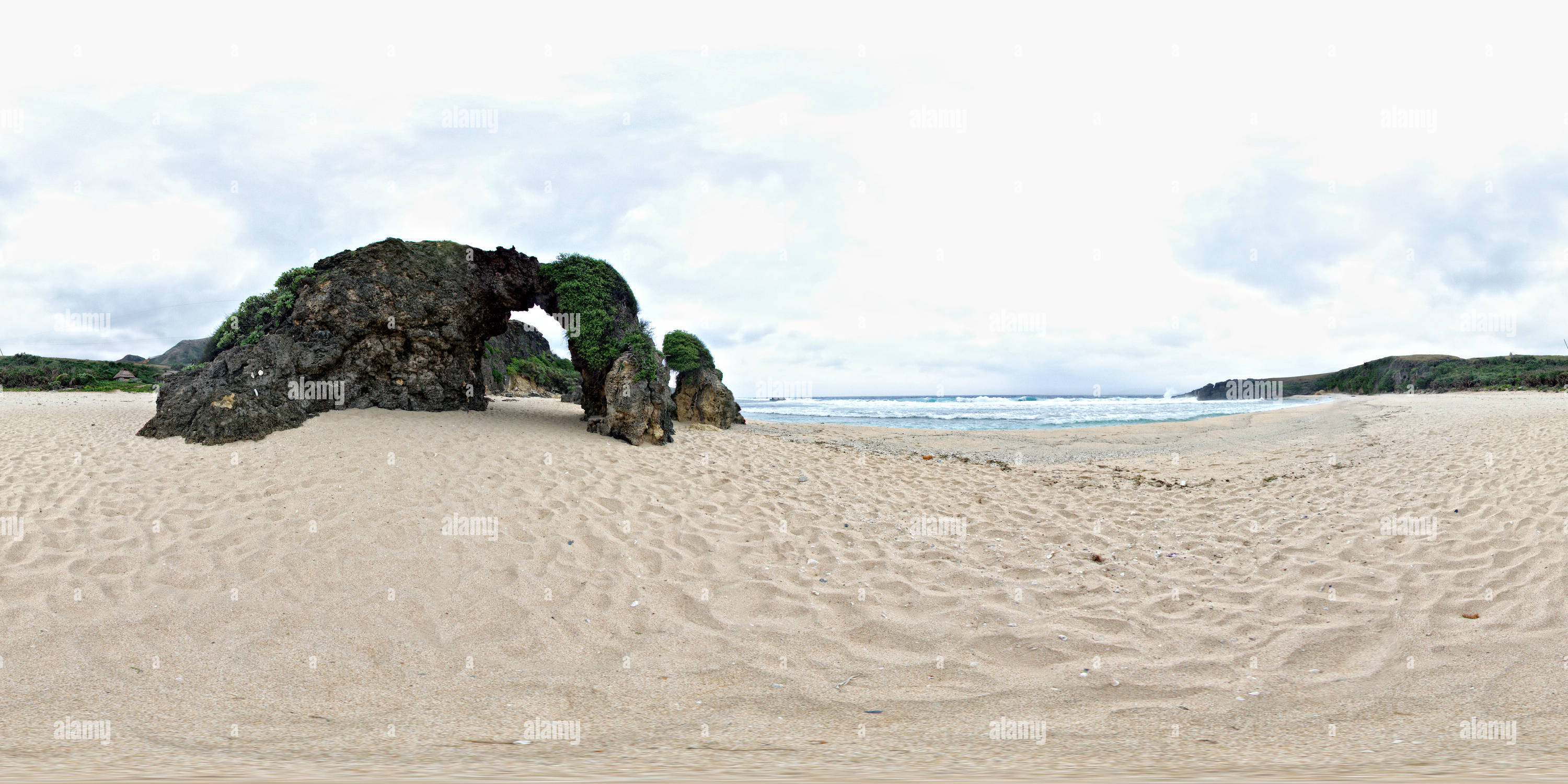 360° view of Ahaw (Stone Arch) in Nakabuang beach - Alamy