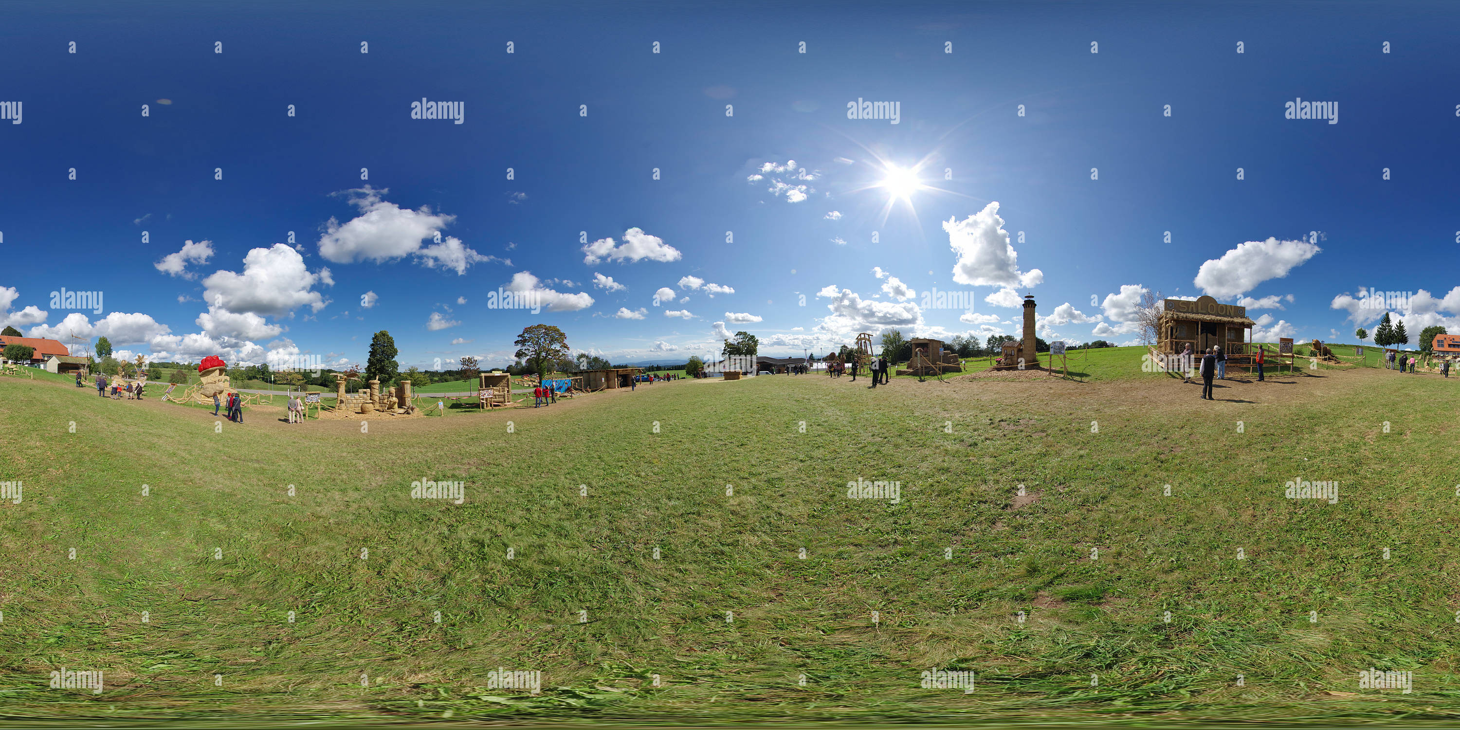 360° view of Straw Sculpture competition in Frohnschwand - Alamy