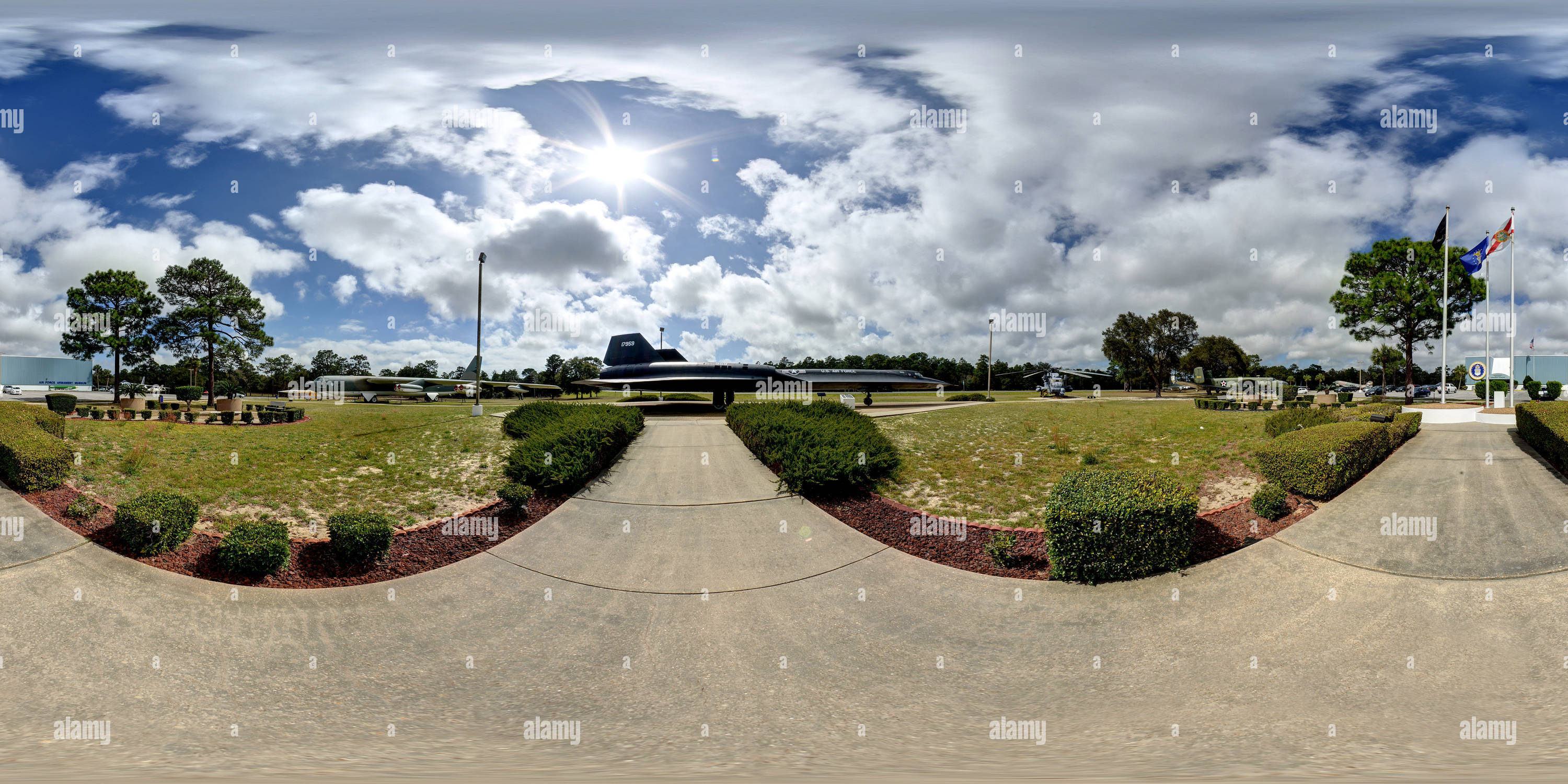 360° view of USAF Armament Museum SR-71 and B-52 - Alamy