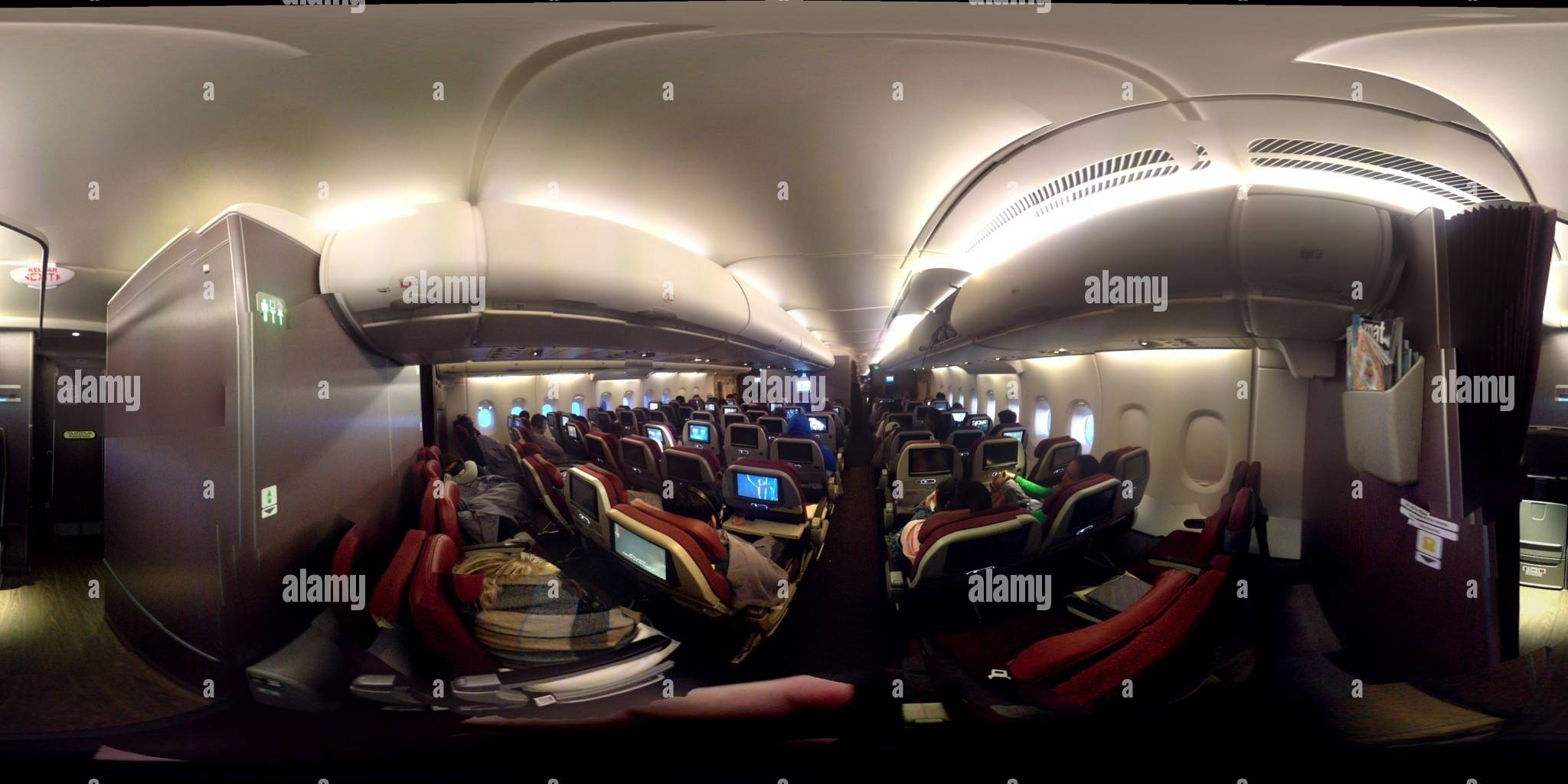 360° view of On board Malaysian Airlines MY002 A380 airbus to London ...
