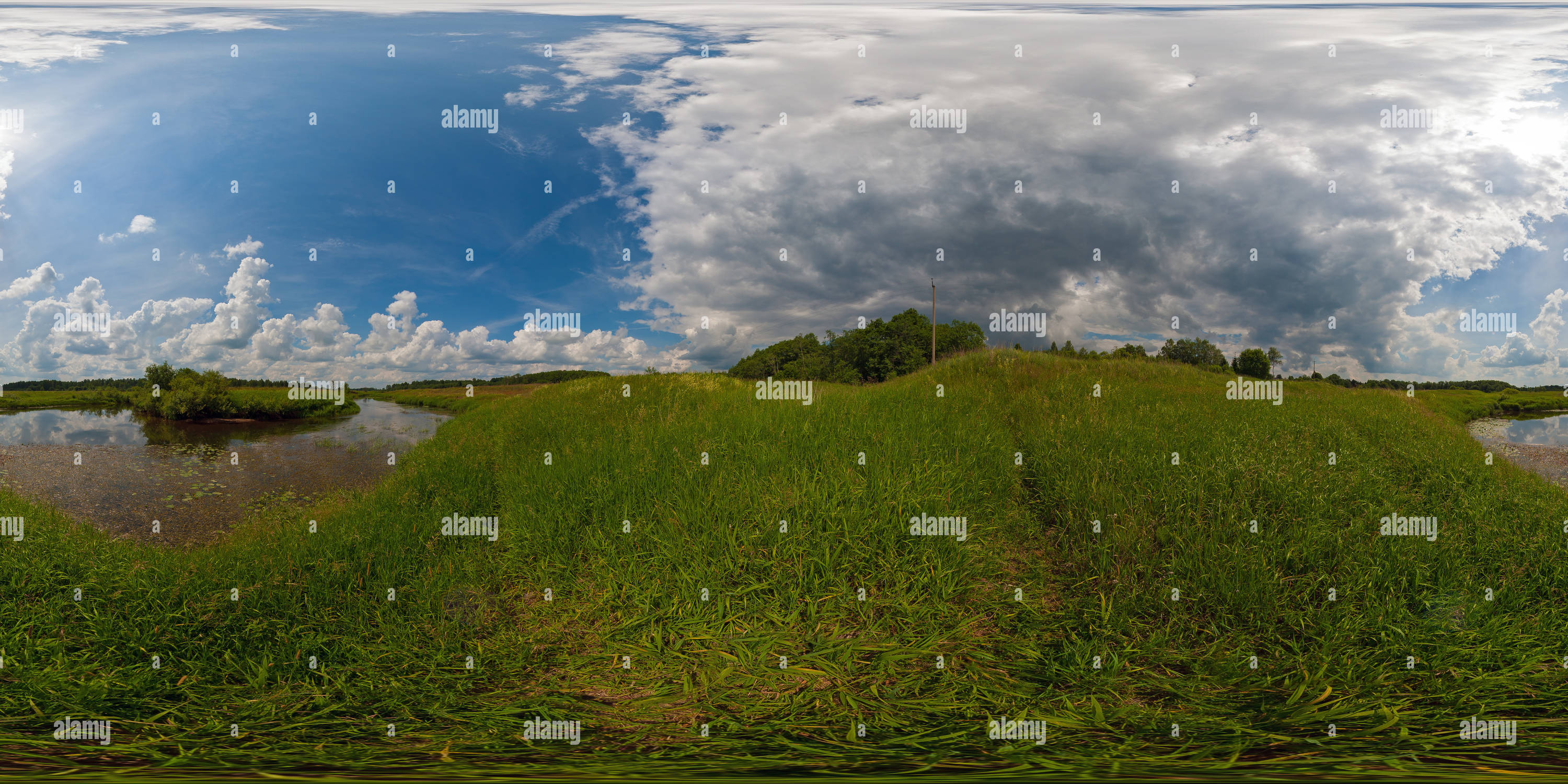 360° view of Vyazma river near Azarovo - Alamy