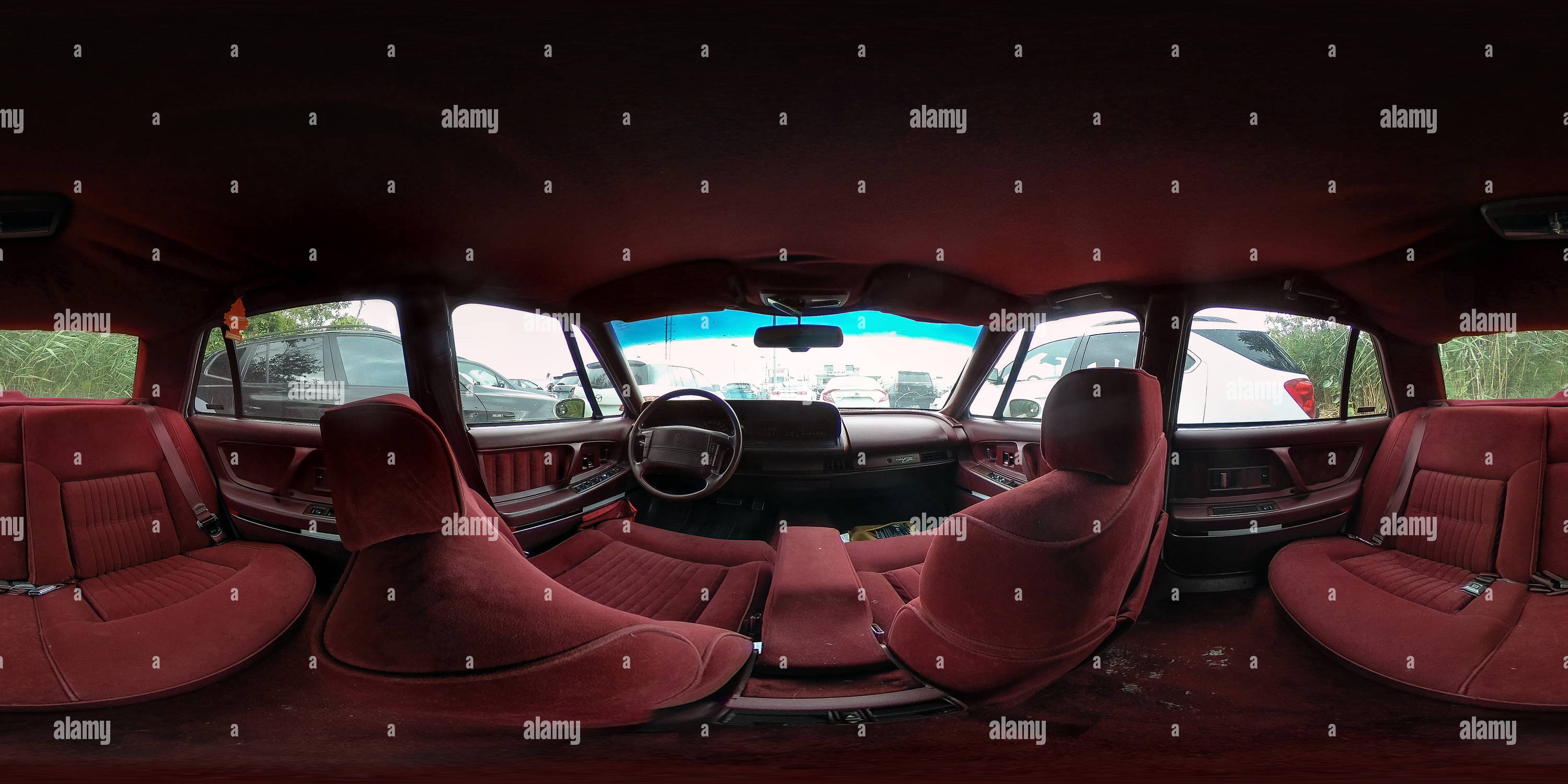 360° view of Vintage Oldsmobile Ninety Eight interior (1992 - Alamy