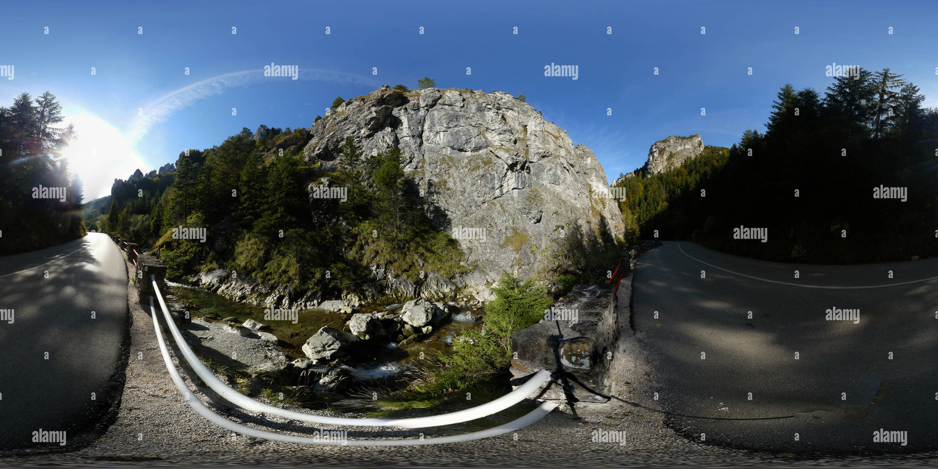 360° view of Terchová - Tiesňavy - potok Varínka - Alamy