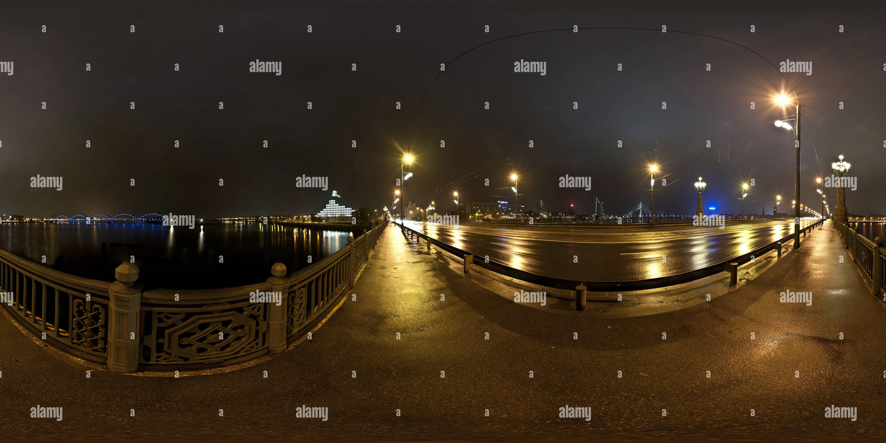 360° view of The Stone Bridge in Riga at Night/ Akmens Tilts - Alamy