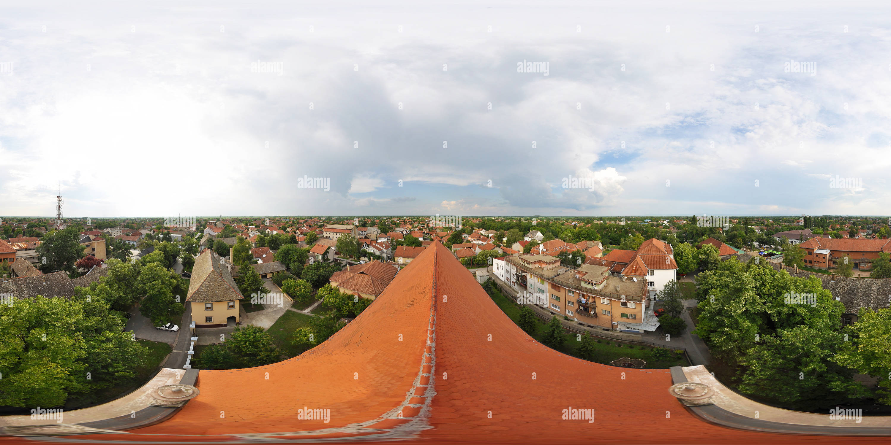360° view of Bački Petrovac, pogled sa crkve od 360° - Alamy