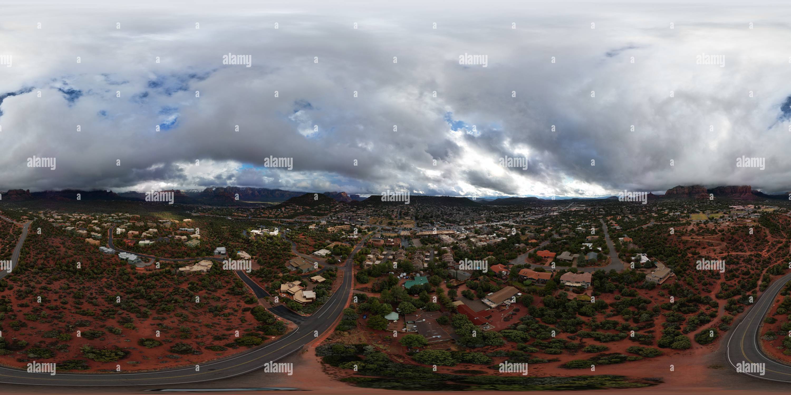 360° view of Above the park in Sedona, Arizona in the afternoon - Alamy