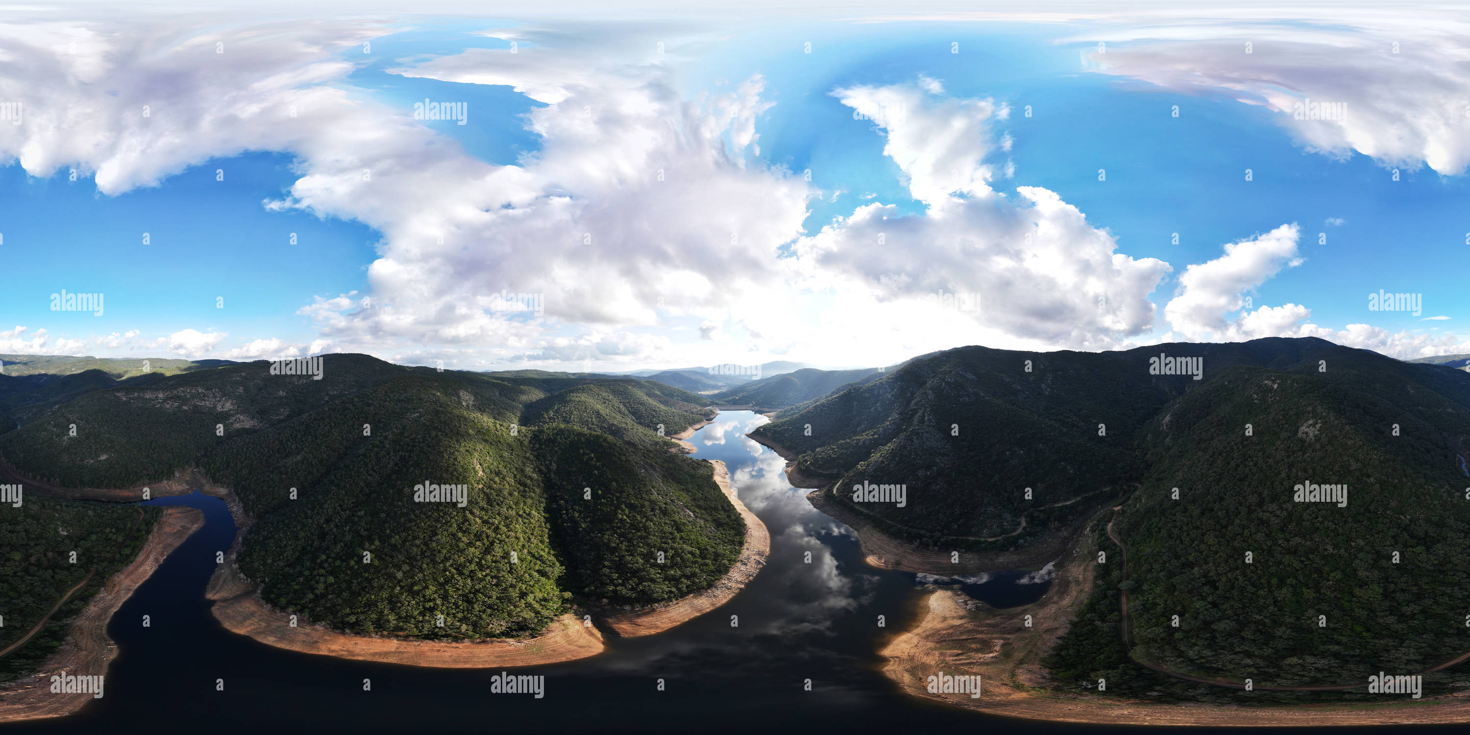 360° view of La Verne Lake - Alamy