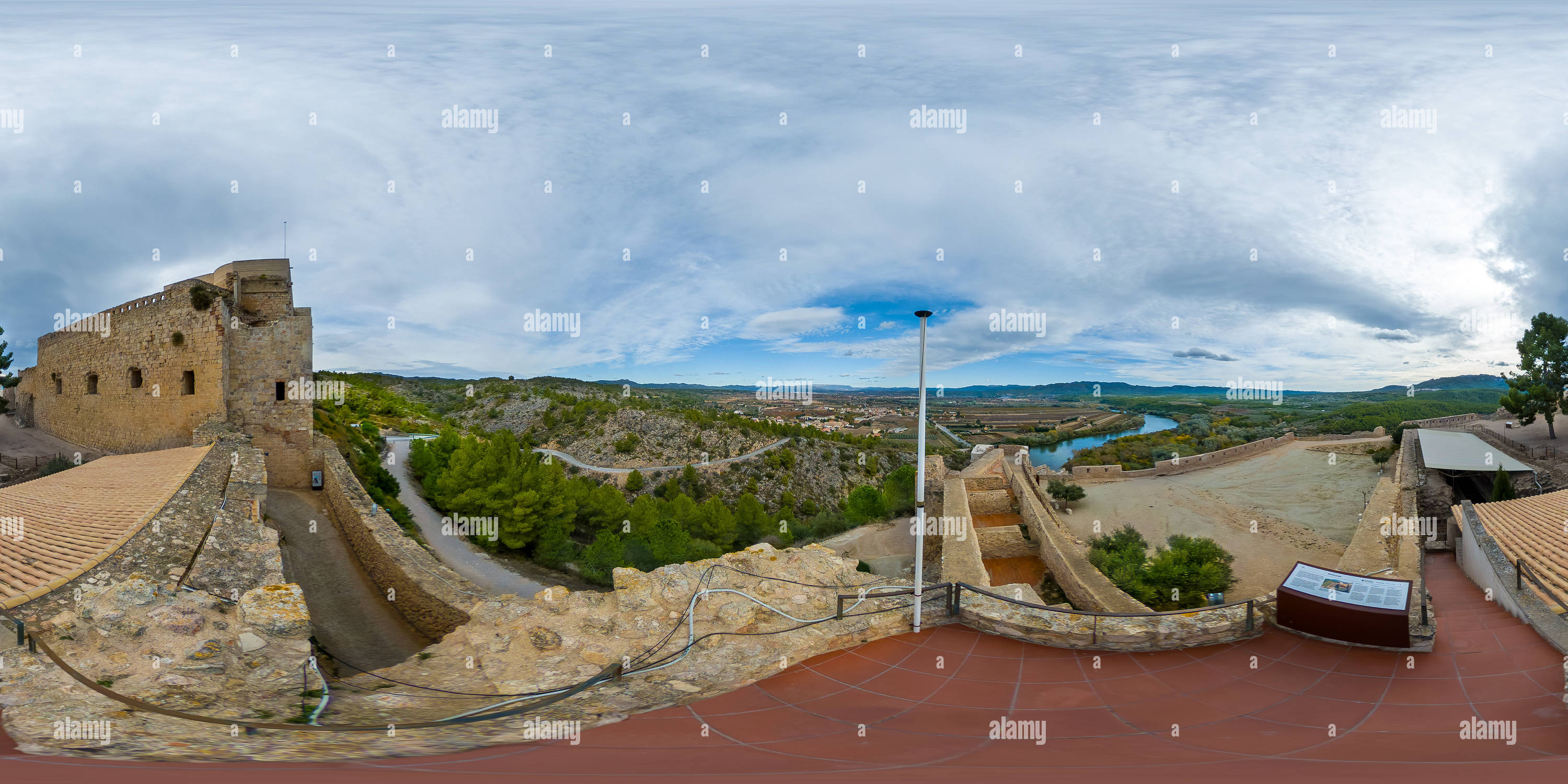 360° view of Miravet Templar Castle 360vr Catalonia Spain 04 - Alamy