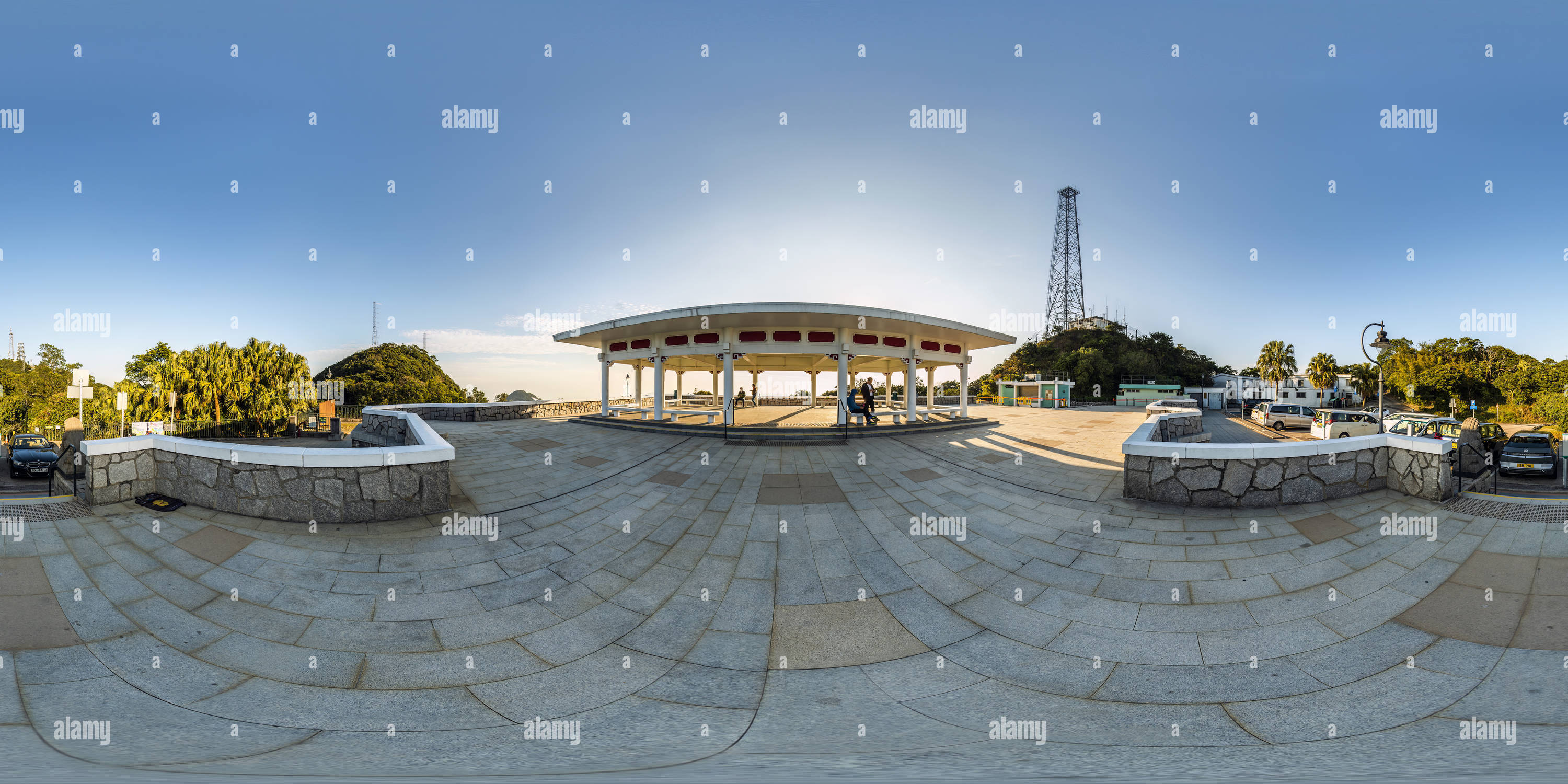 360° view of Victoria Peak Garden Pavilion(港島山頂花園涼亭), Hong Kong Island ...