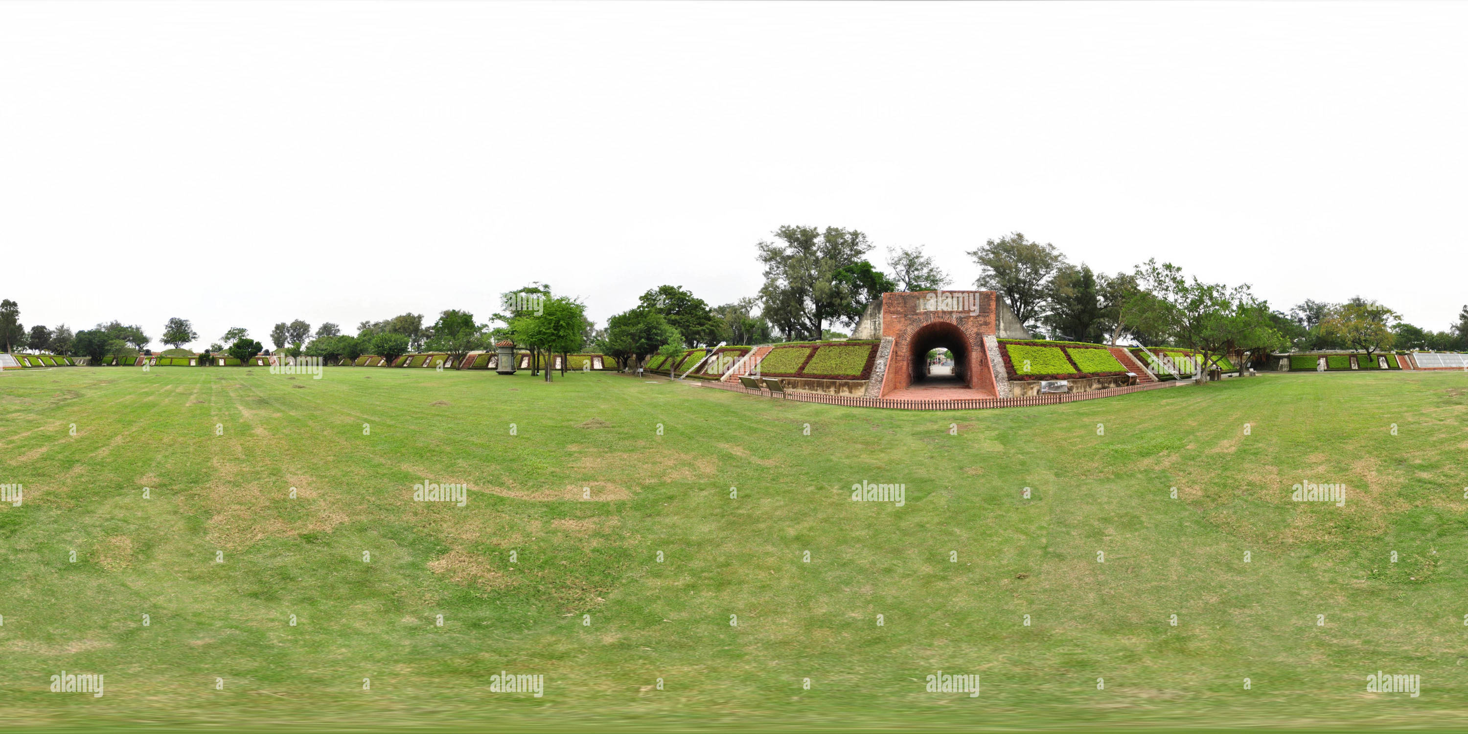 360° view of Eternal Golden Castle - Alamy