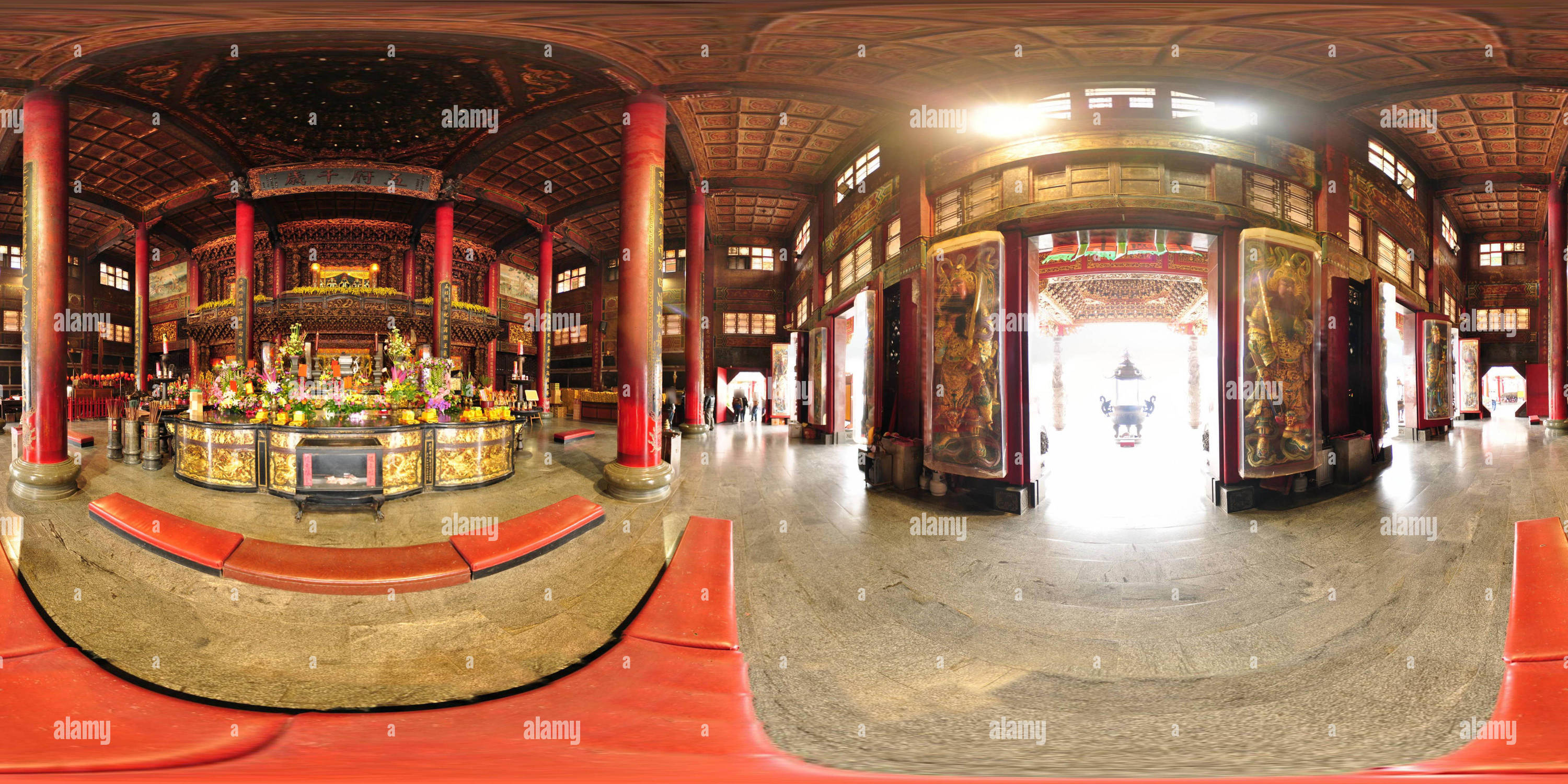 360° view of Lu-Erh-Men Sheng Mu Temple - Alamy