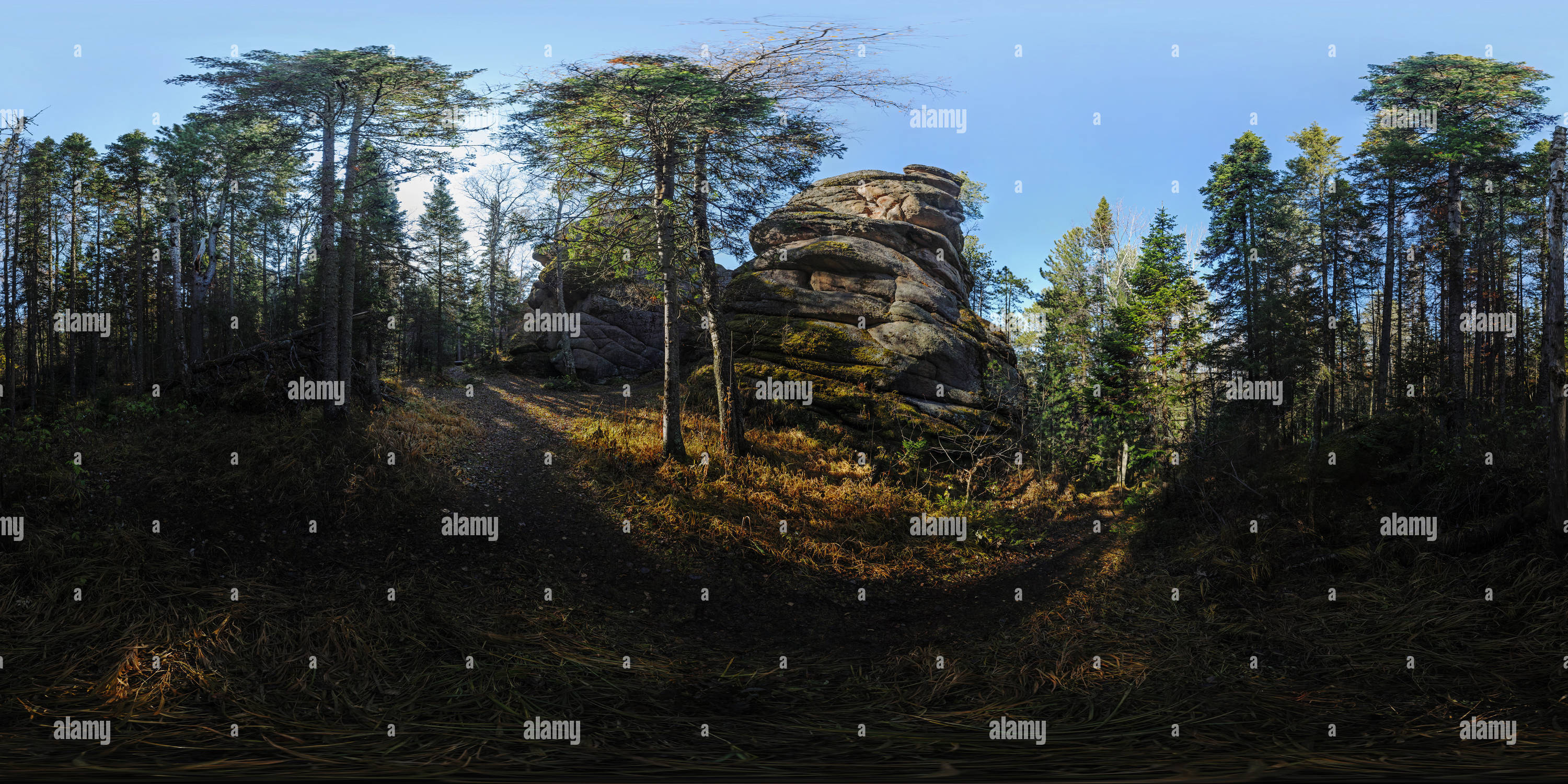 Third pillar hi-res stock photography and images - Alamy