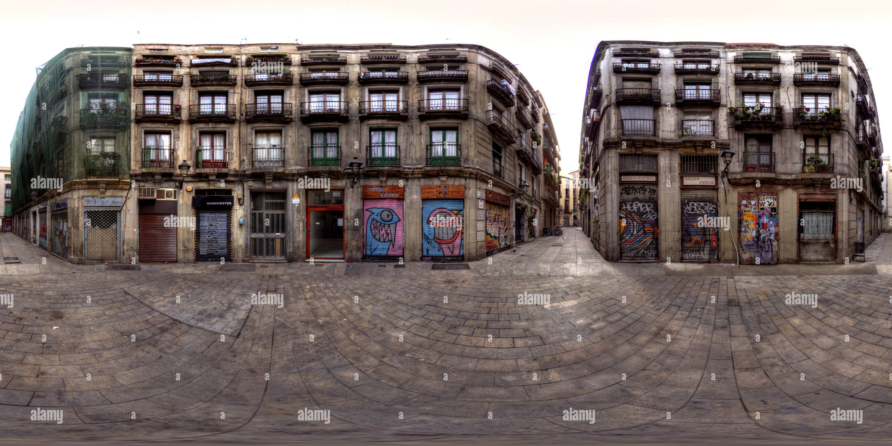 360° view of Early morning on Carrer de Milans in the Gothic quarter of ...