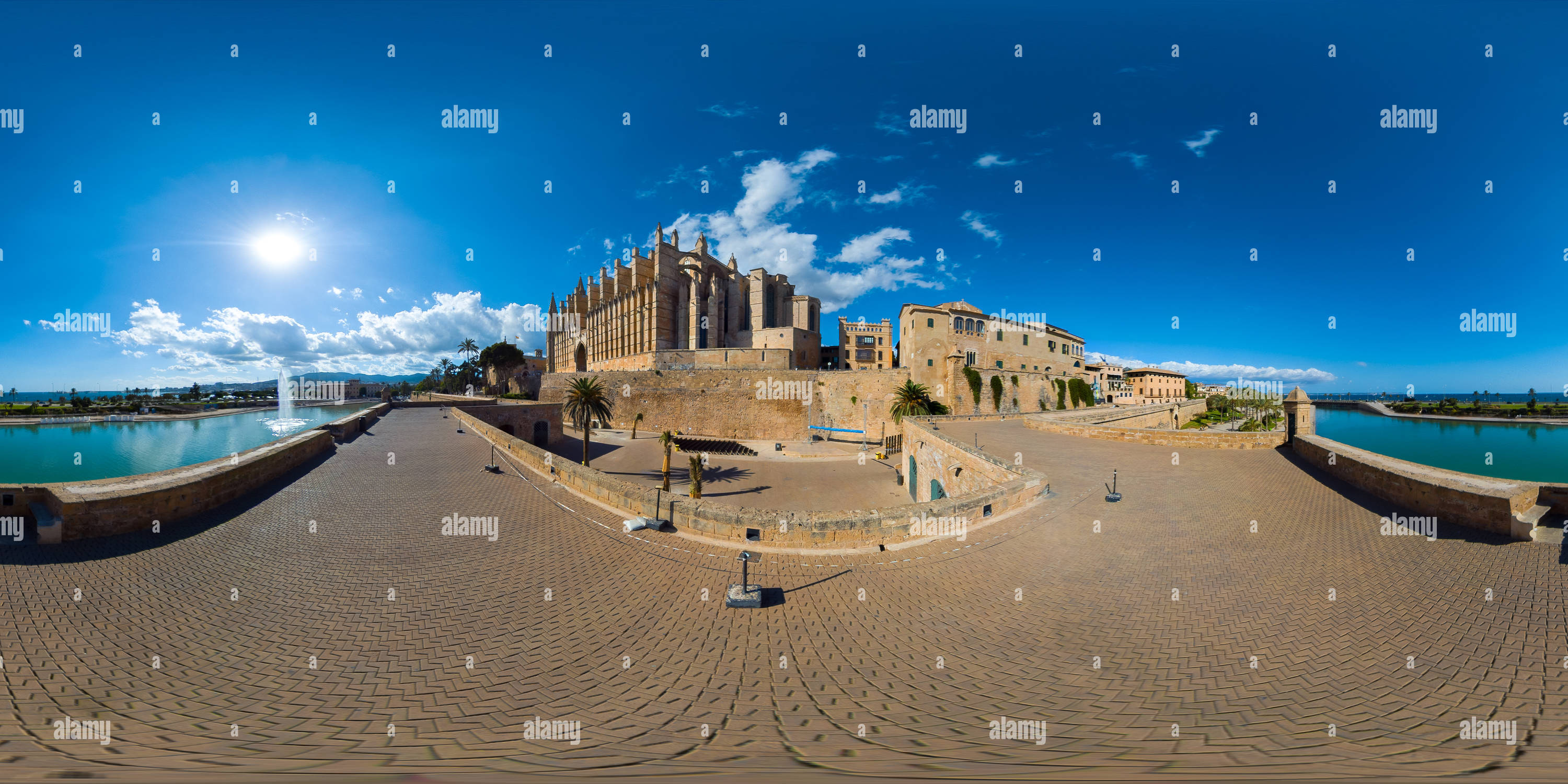 360° view of Mallorca 360vr Cathedral Palma 2 Spain - Alamy