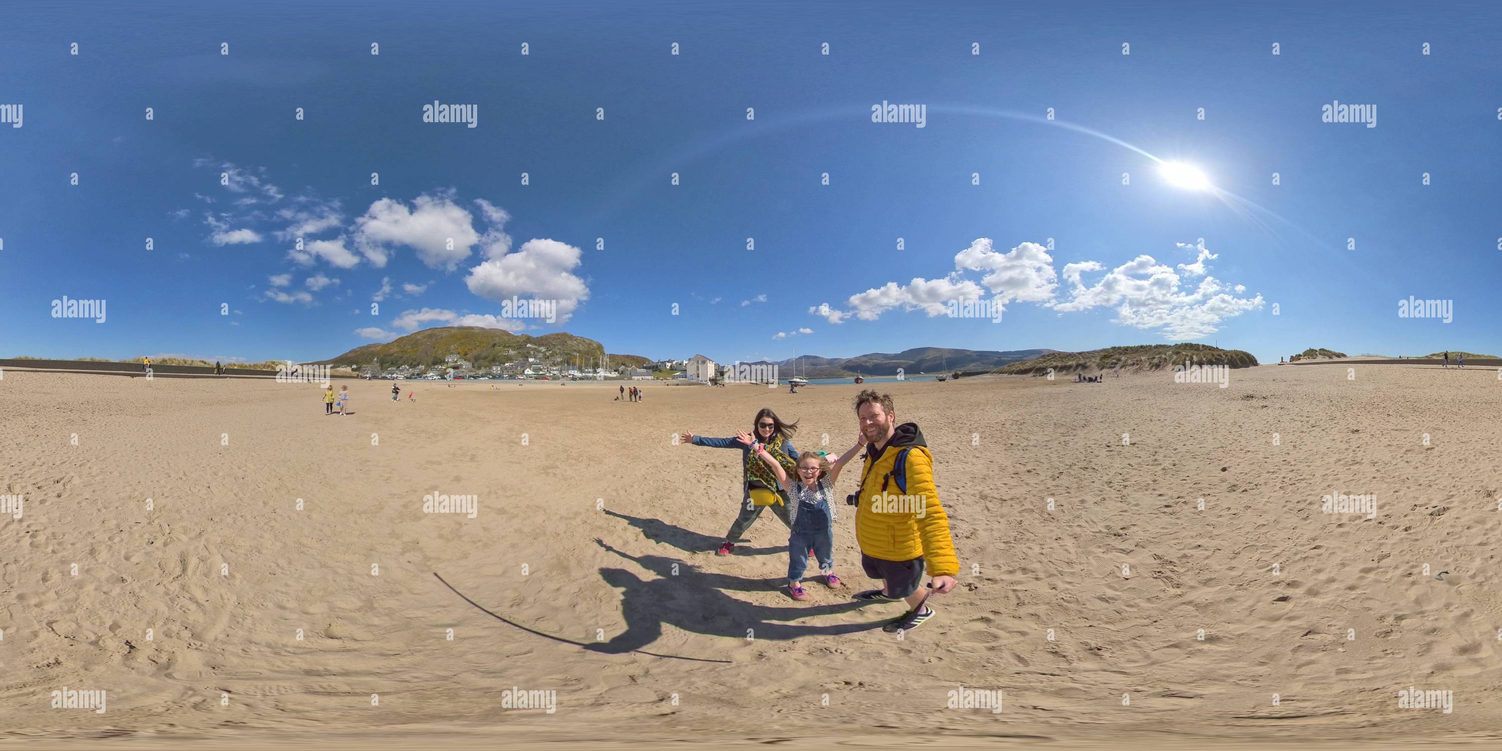 360° view of Barmouth Beach, Wales - Alamy
