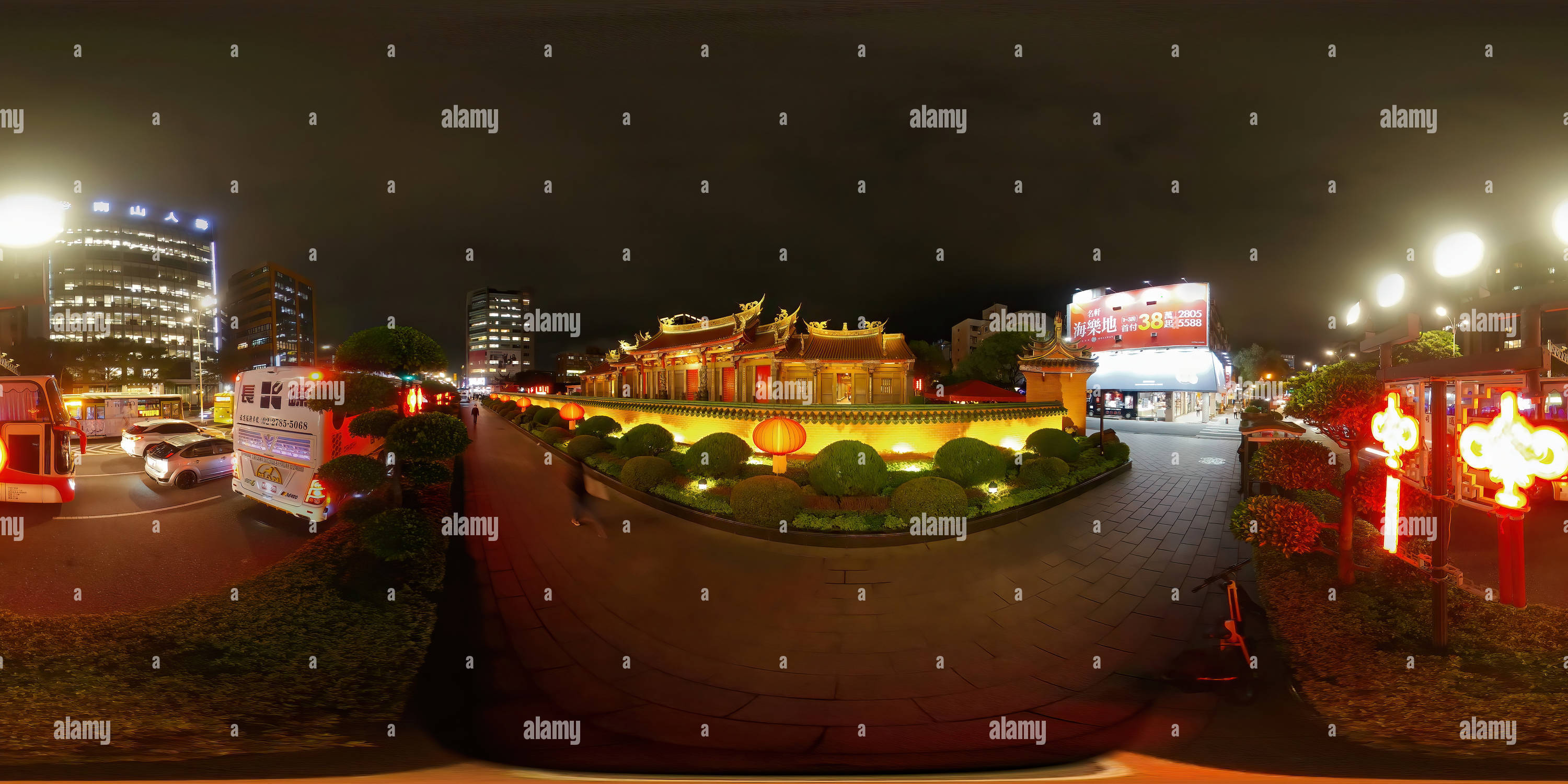 360° view of Taipei Xingtian Temple - Alamy