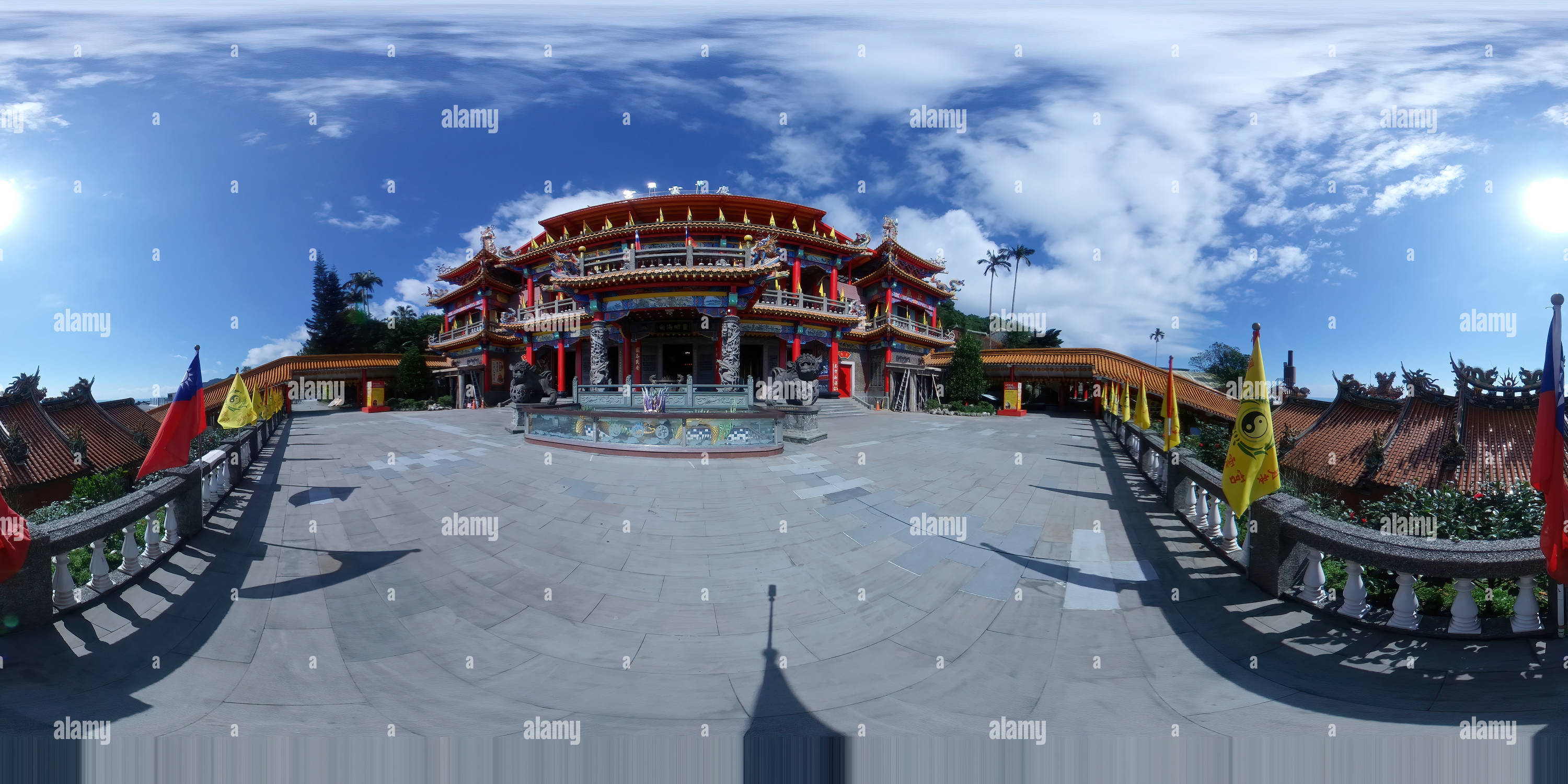 360° view of Dali Tiangong Temple - Alamy