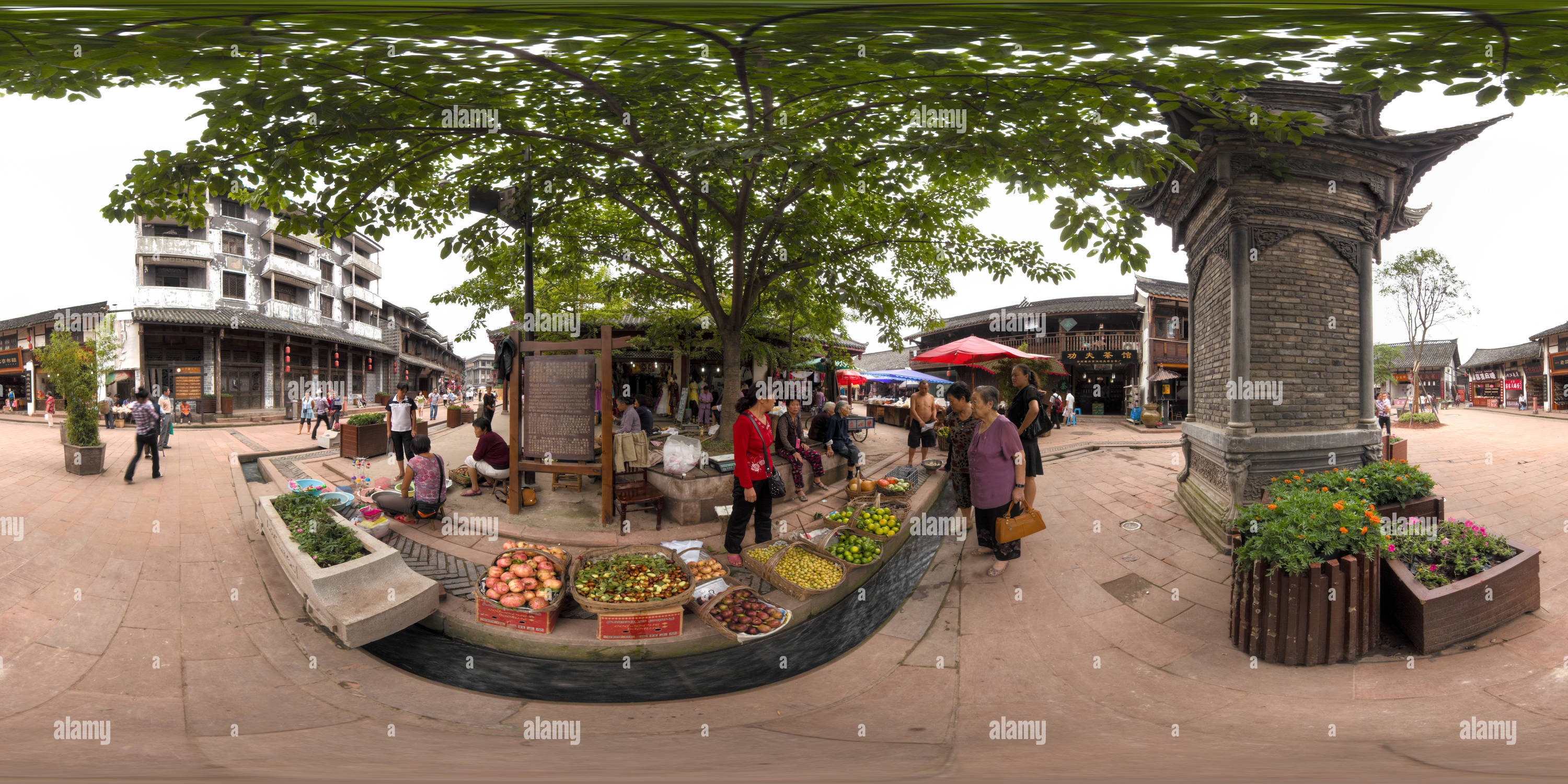 360° view of Chengdu Ancient Town - the 30 - Alamy
