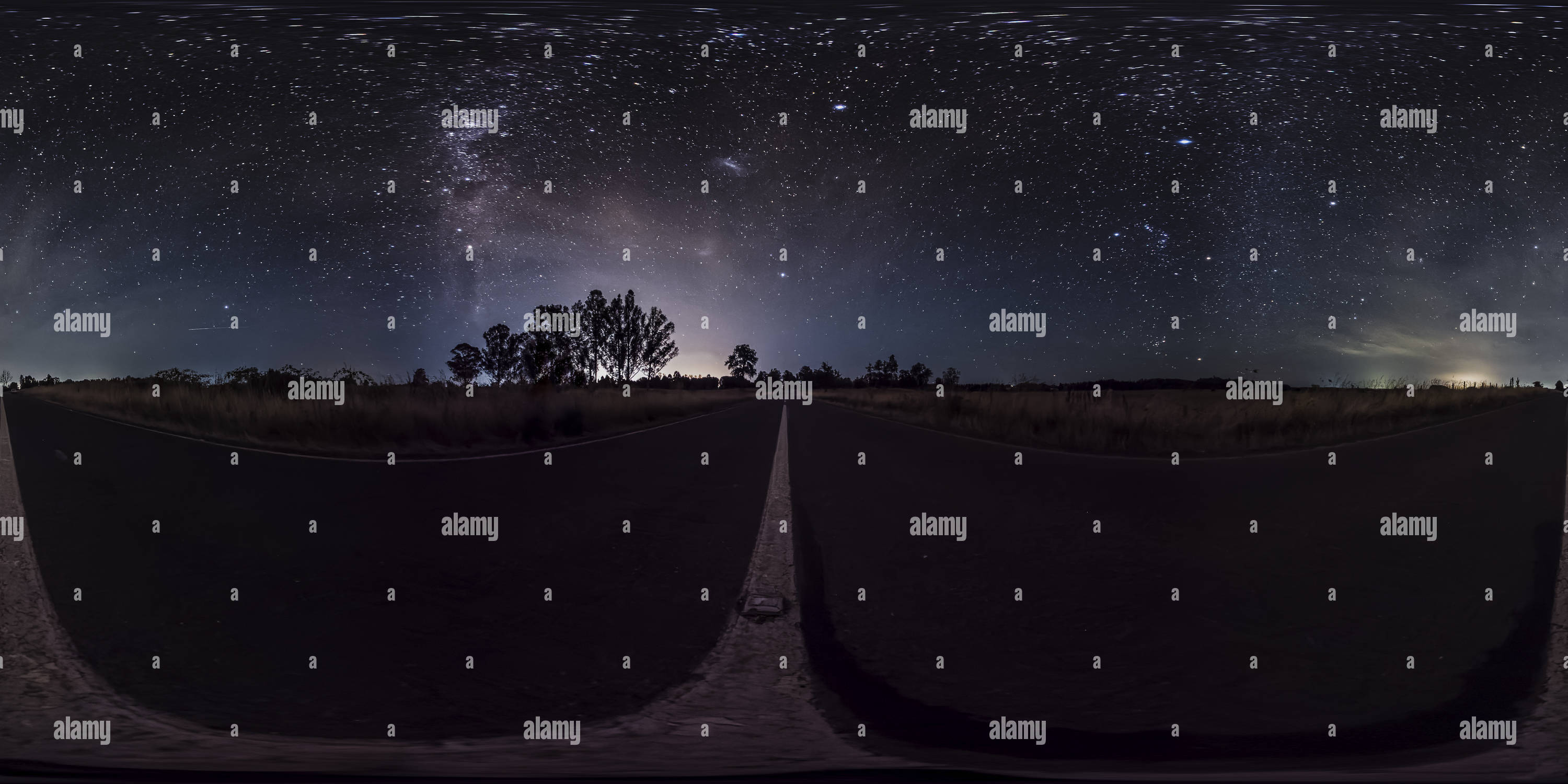 Night stars chile astrophotography hi-res stock photography and images ...