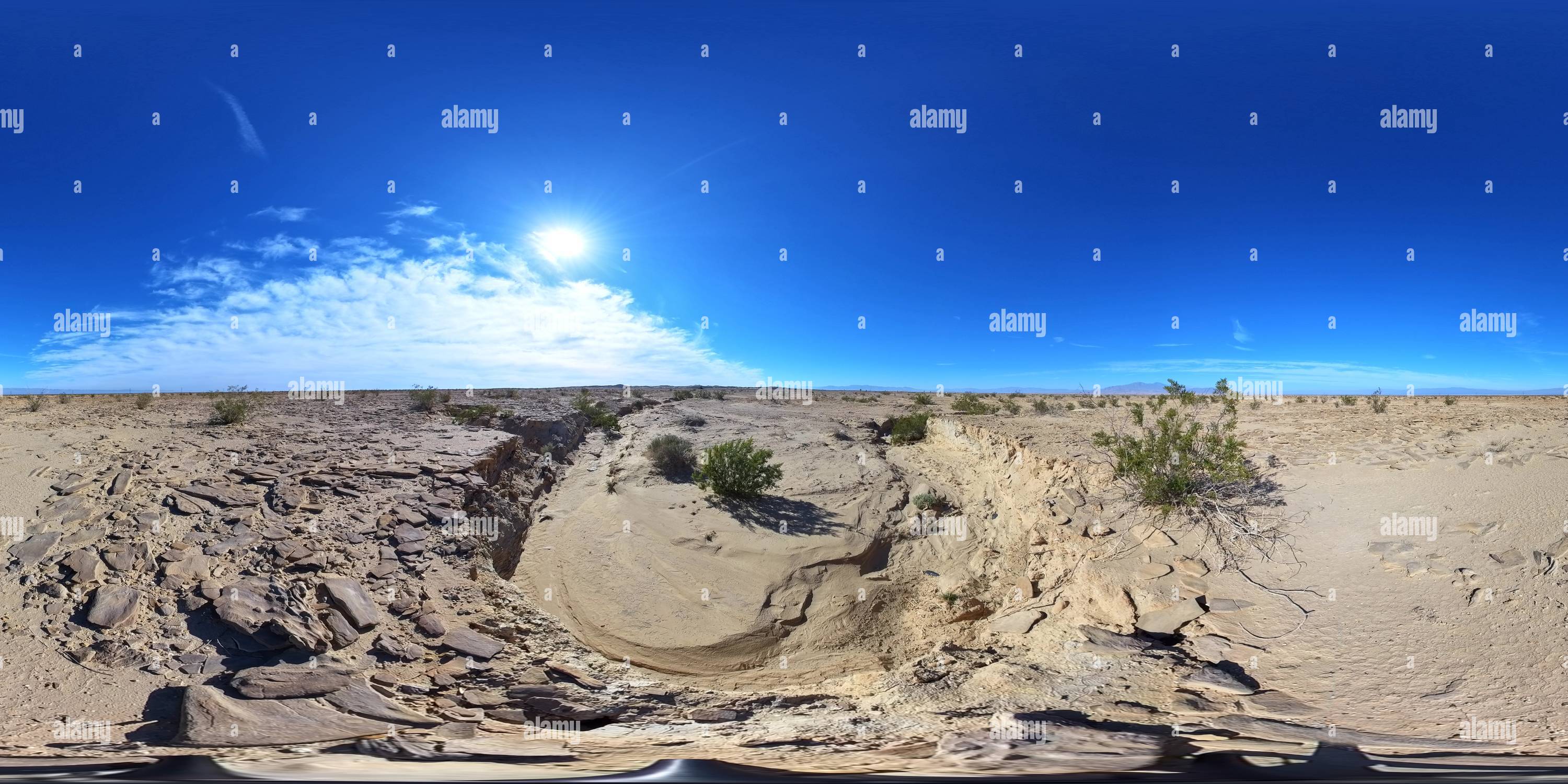 360° view of Dry Desert Wash, Imperial County California - Alamy