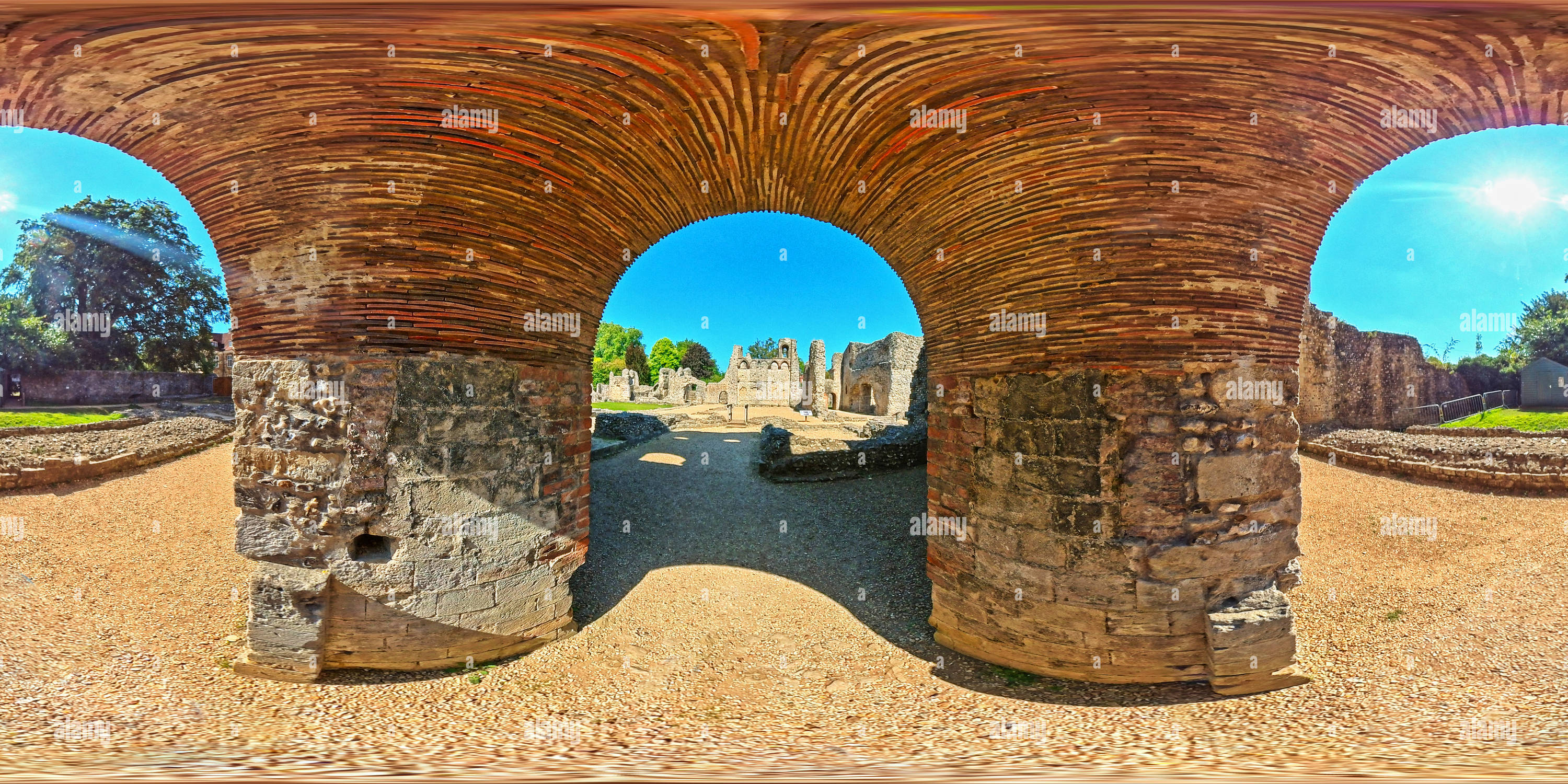 360° view of Wolvesey Castle (Old Bishop's palace - Alamy