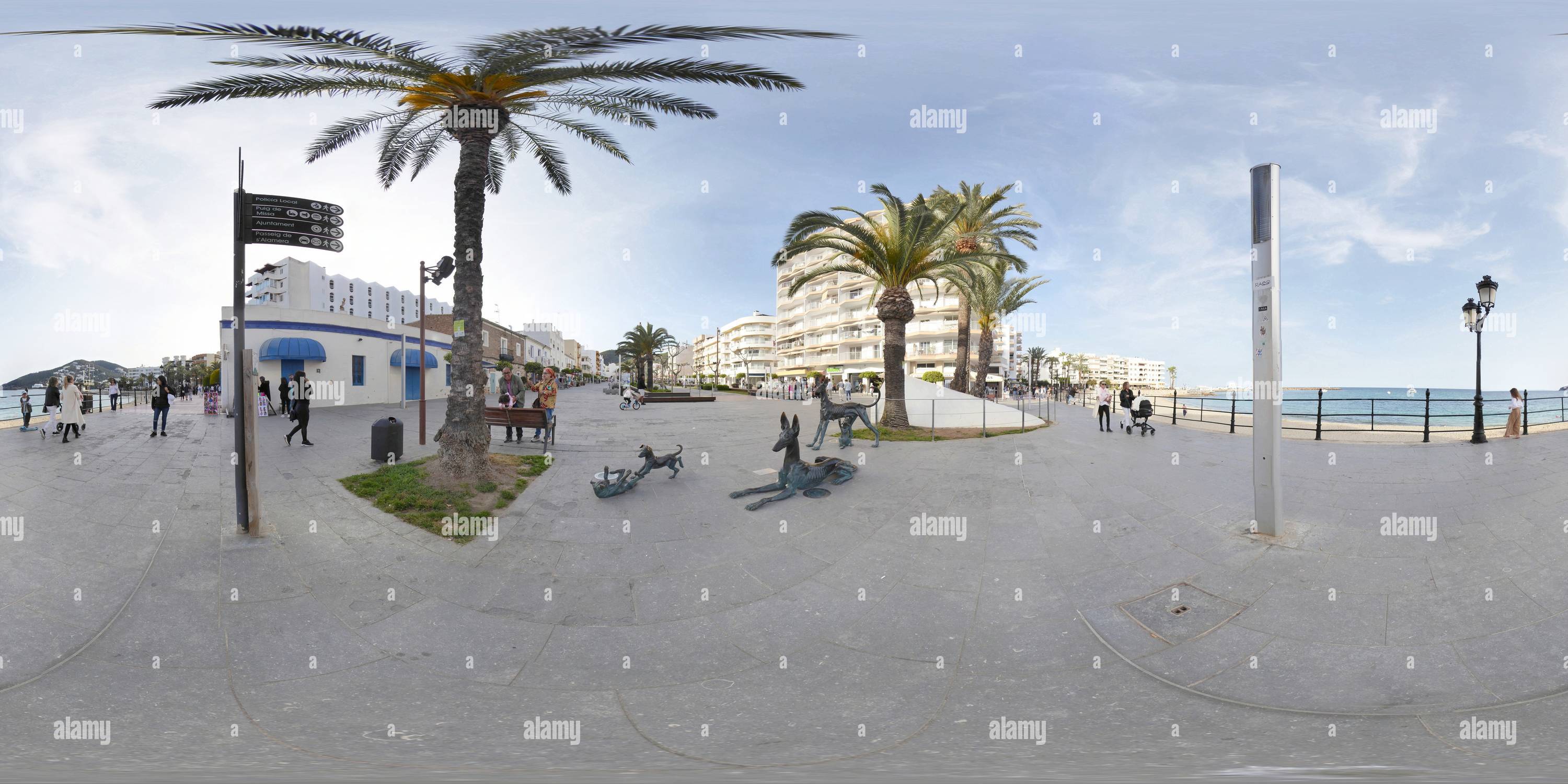 360° view of Monument to the Podenco Santa Eularia del Riu, Ibiza - Alamy