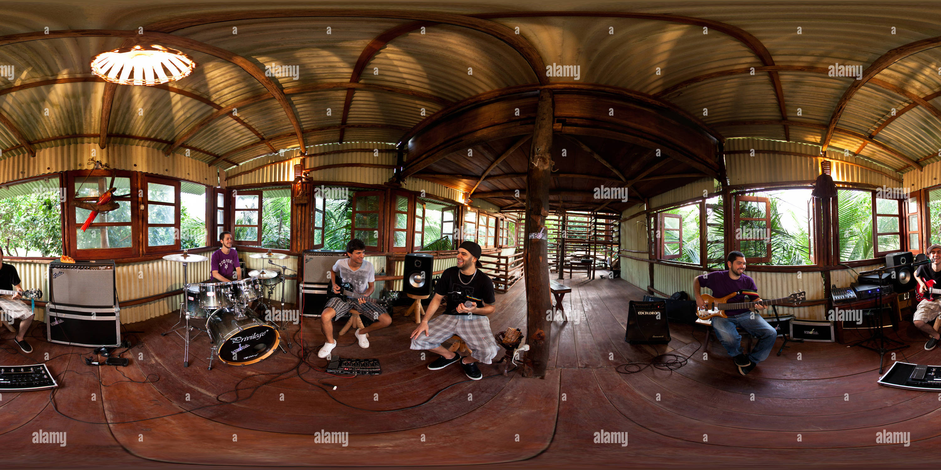 360 clip hi-res stock photography and images - Alamy