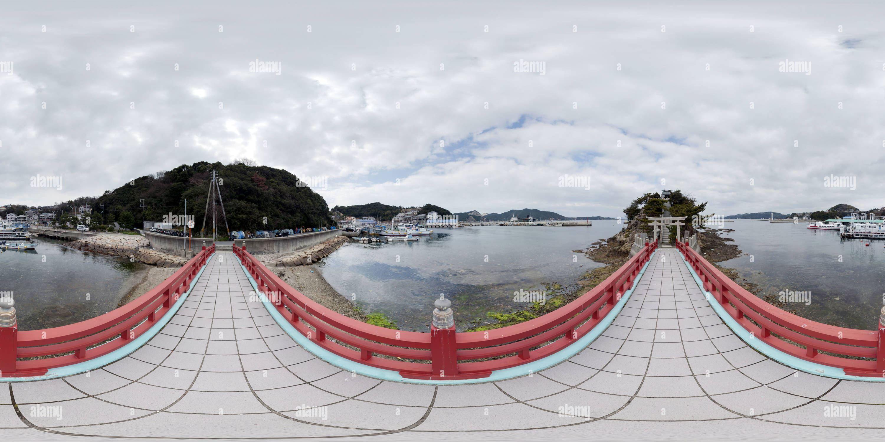 360° view of Umi-shrine in Bouze Island - Alamy