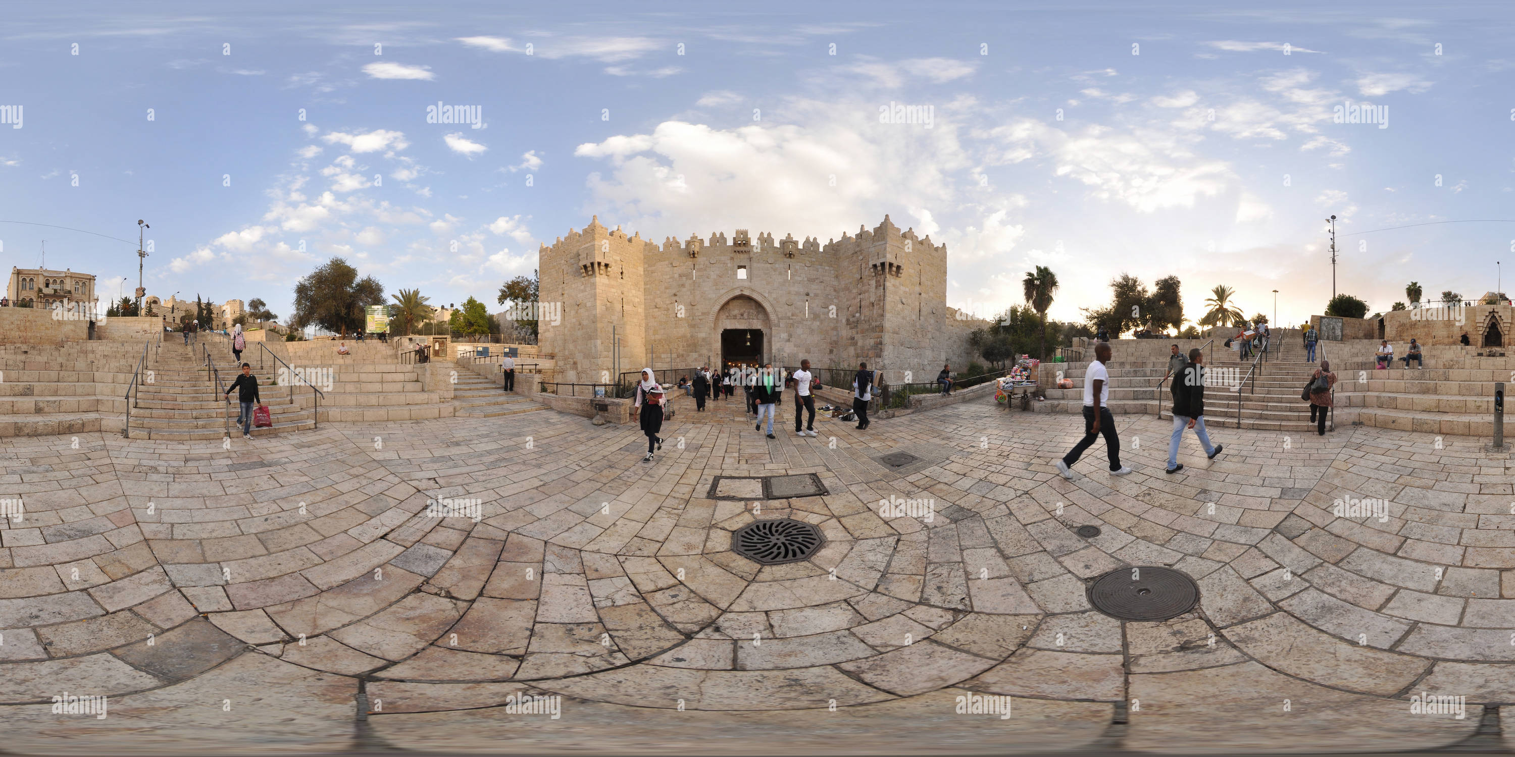 360° view of Jerusalem, Damascus Gate - Alamy