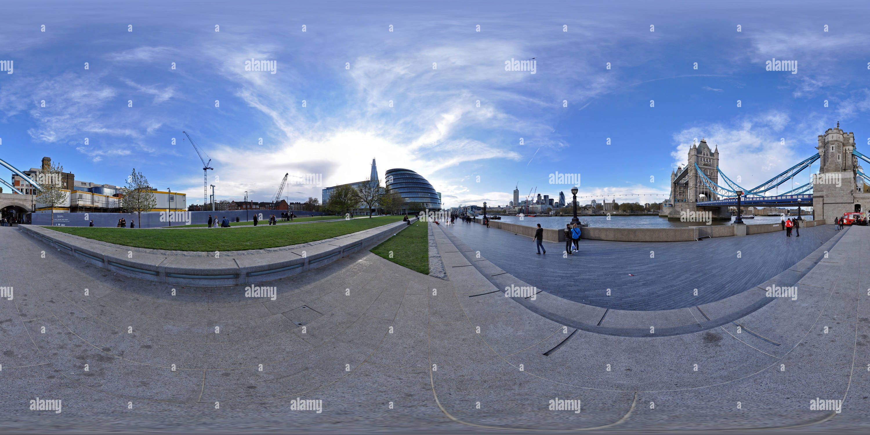 360° view of London, Tower Bridge, south bank of the River Thames - Alamy