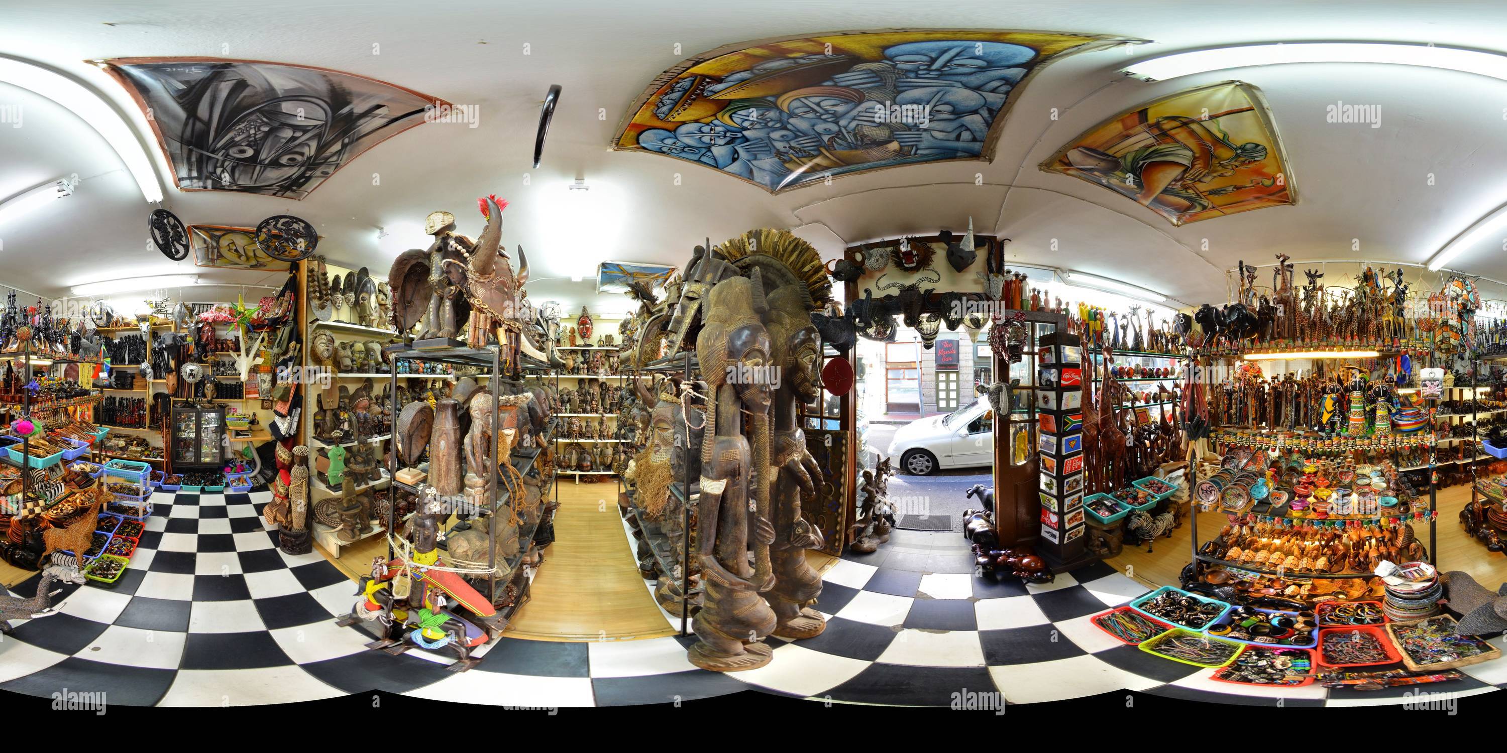 360° view of Nwamba Cape African Market - Alamy